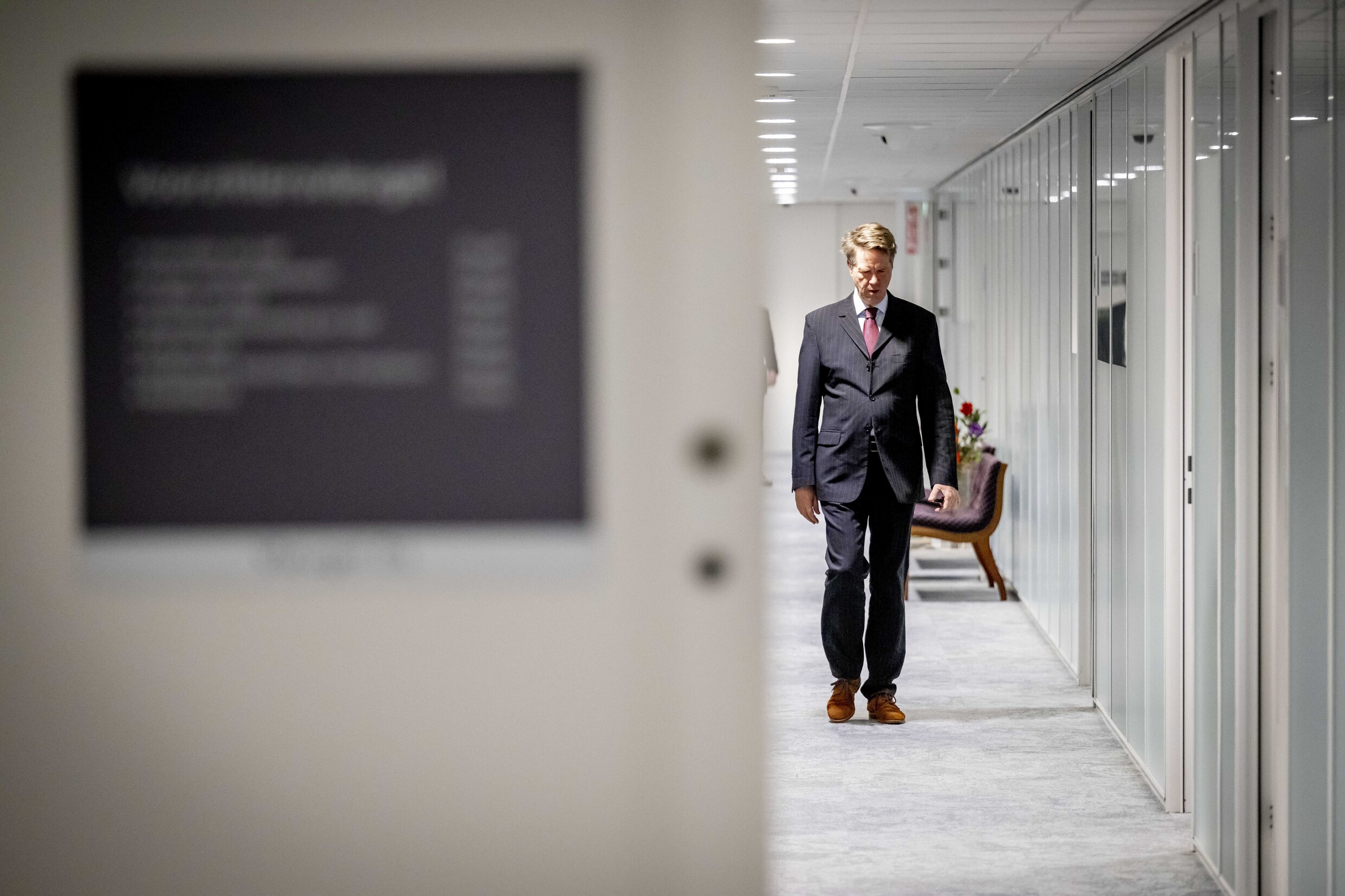 FvD-leider Baudet komt niet opdagen bij gesprek met Kamervoorzitter Bosma, maar betuigt wel ...