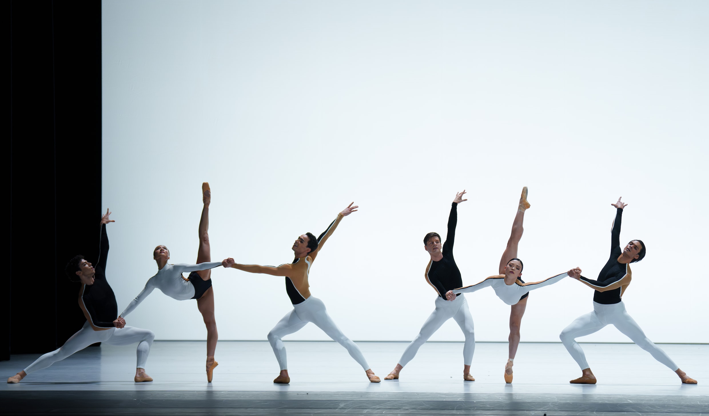 Het opwindende ‘Dancing Dutch’ van Het Nationale Ballet bundelt het ...