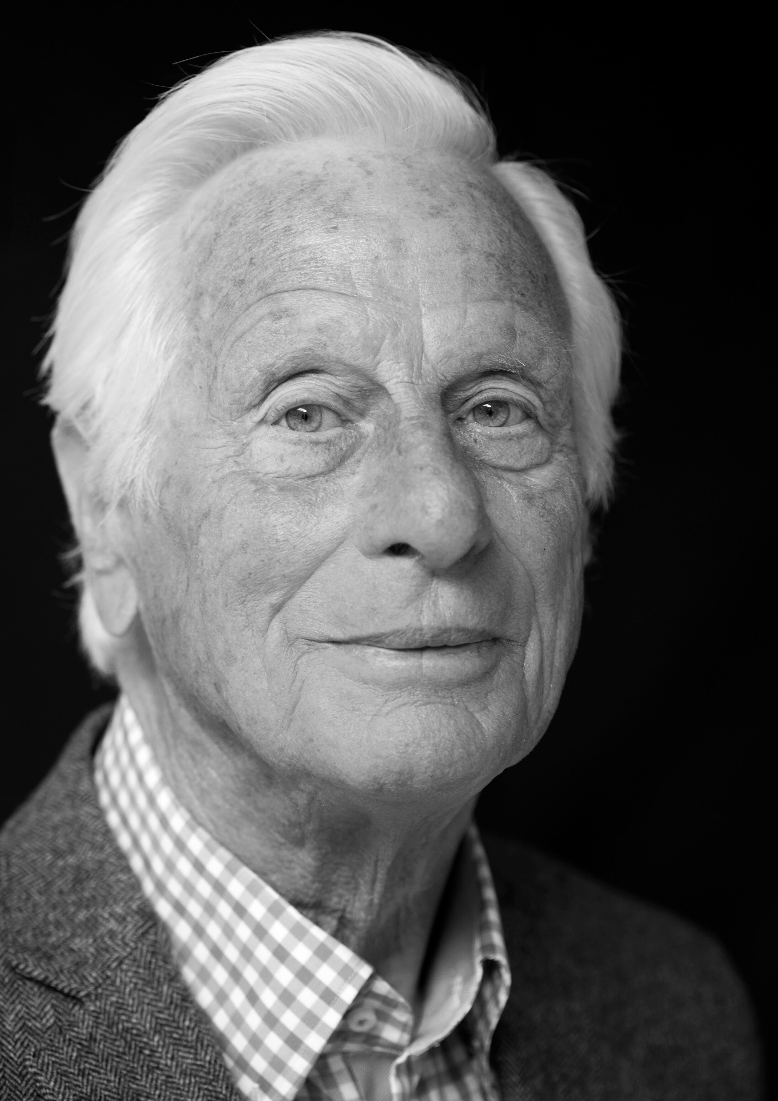 God is overal, maar omroepman Richard Schoonhoven (1931-2024) kwam ...