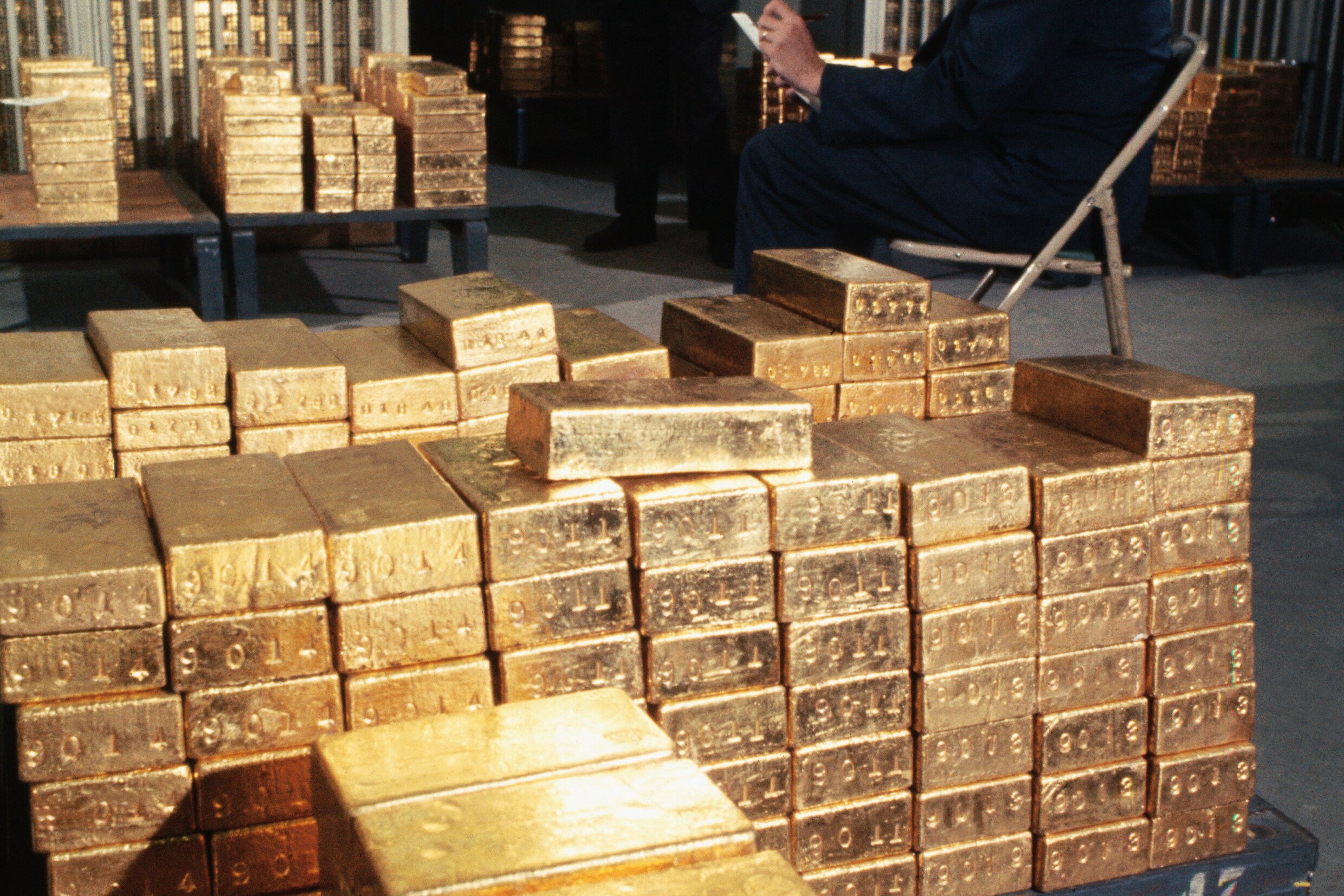 De goudprijs slaat op hol: waar komt die goudkoorts opeens vandaan ...