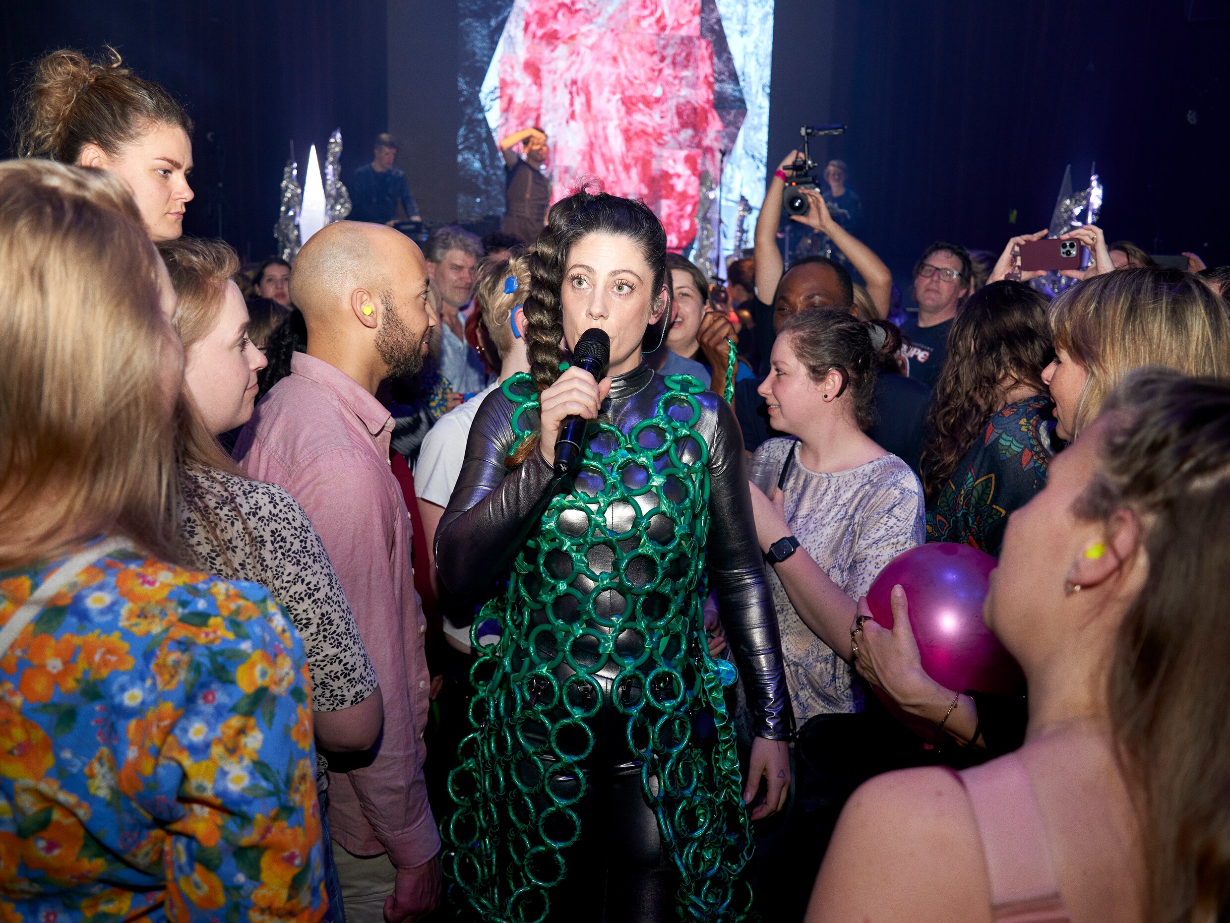 Op Sencity Festival zijn horenden in de minderheid: de acts zijn ...