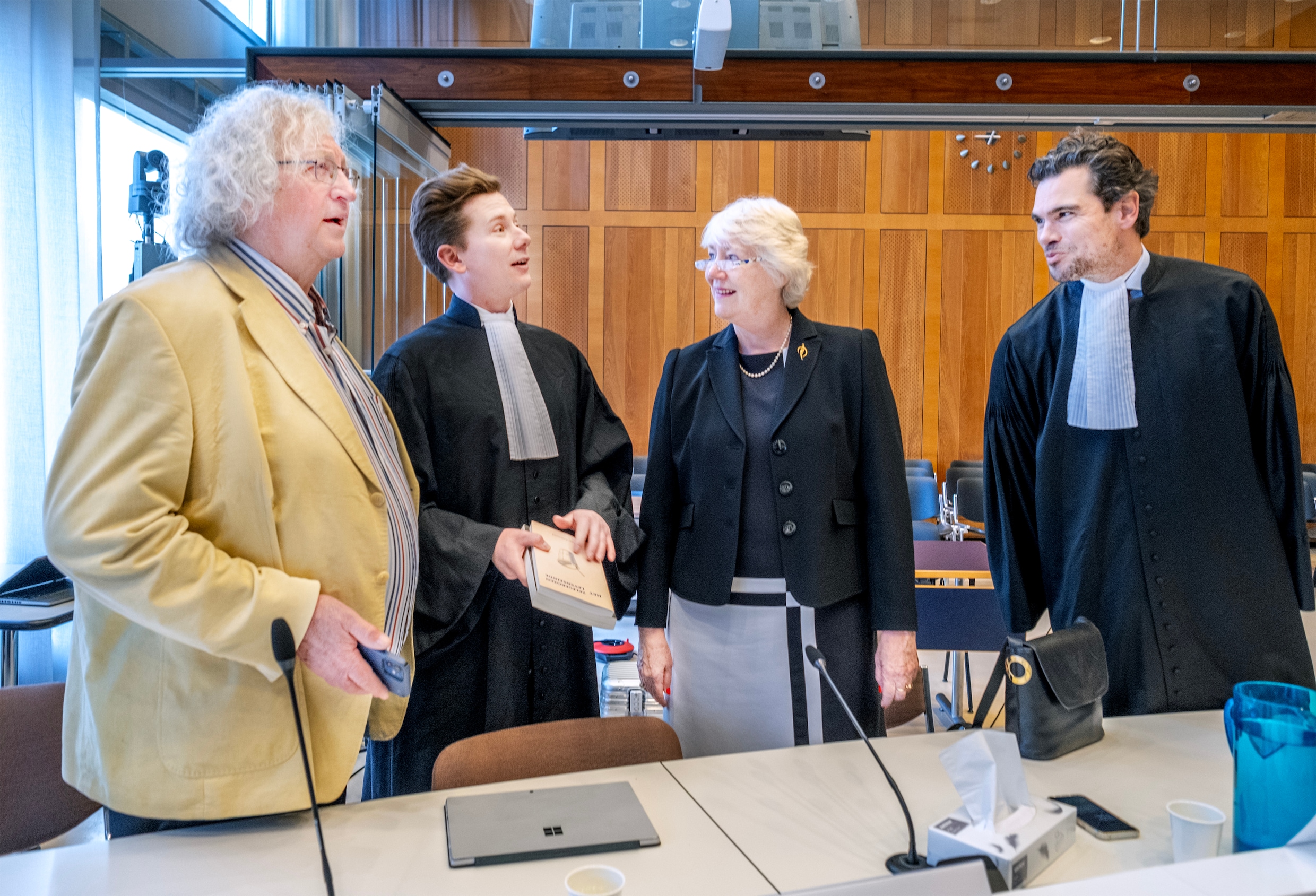 Verdachten Laatste Wil ontkennen betrokkenheid bij verstrekking Middel X: ‘Ik voel me als een ...