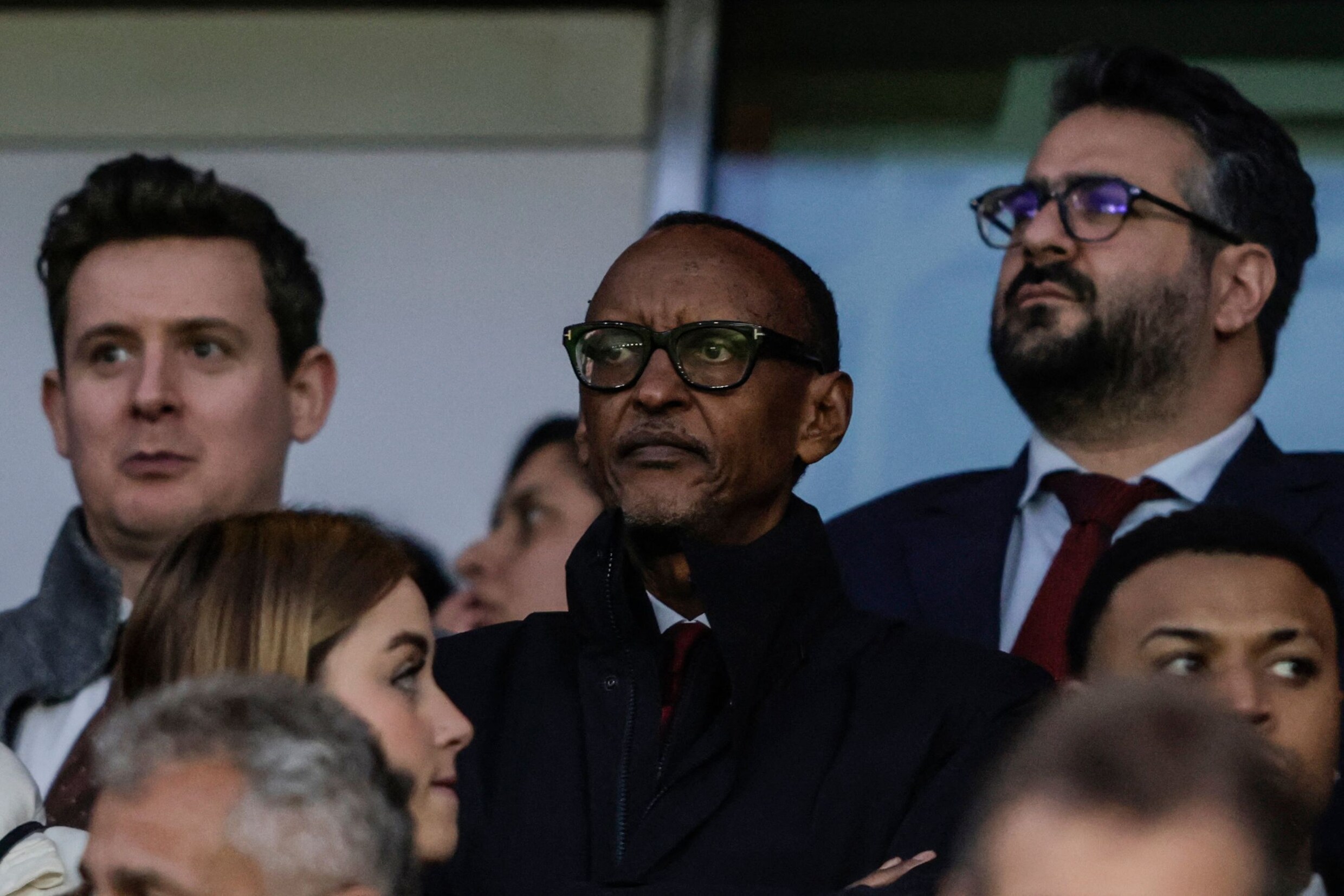 Rwandese president zorgt tijdens herdenkingsweek voor ophef met bezoek ...