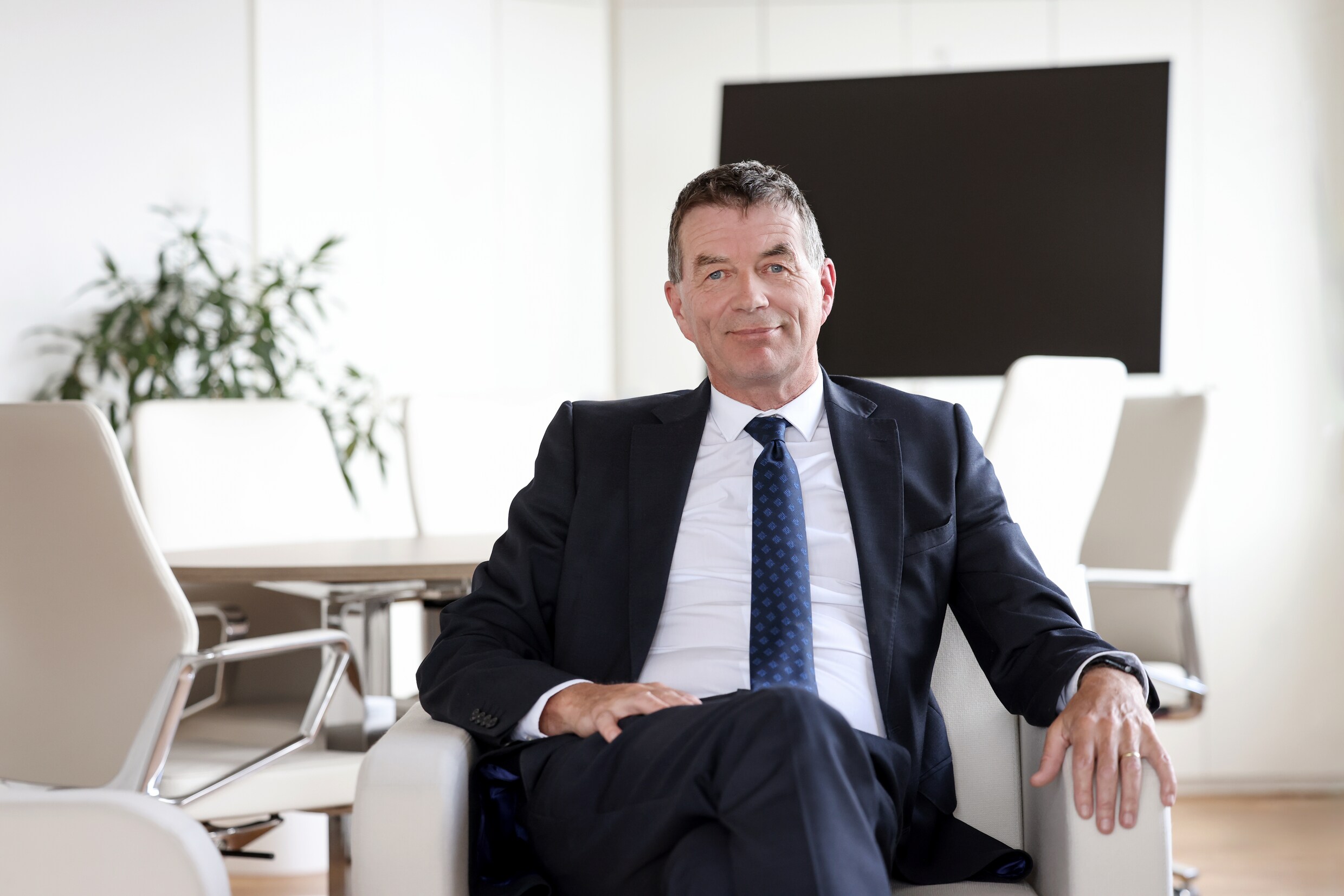 Voorzitter Europese Rekenkamer verwacht meer fraude met EU-coronaherstelfonds: ‘Te weinig ...