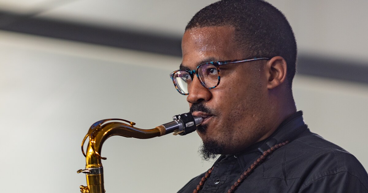 Het blijft een raadsel waarom saxofonist James Brandon Lewis geen ...