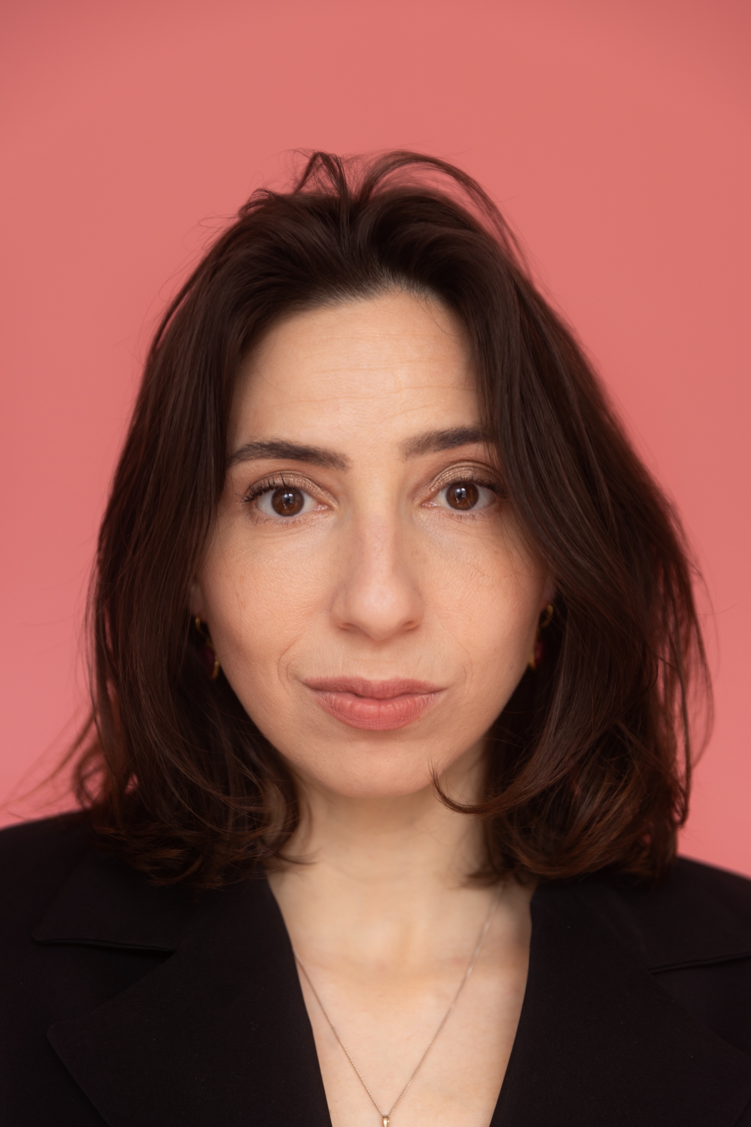 Ja, Natascha van Weezel is Joods en heeft een oorlogserfenis, maar een ...