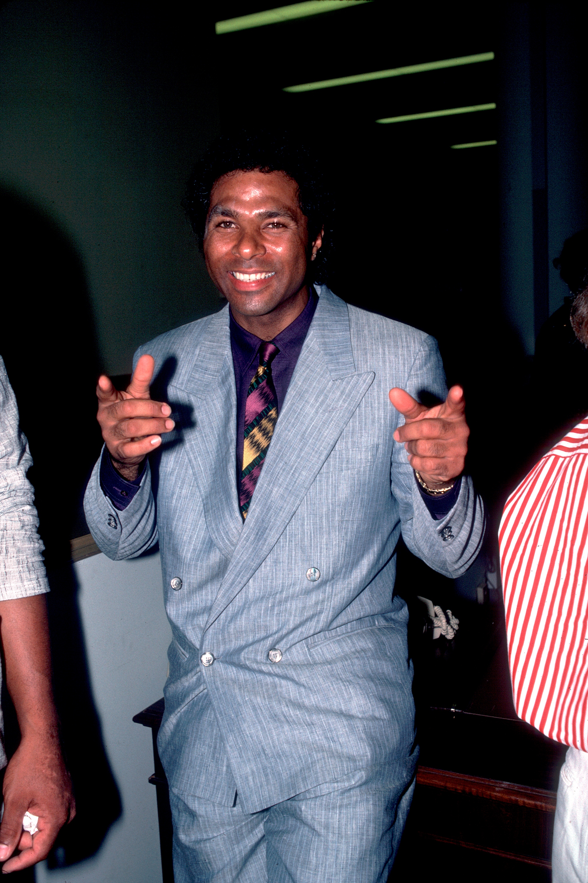 Weg met de mores: het ‘nieuwe’ double-breasted jasje mag open, met ...