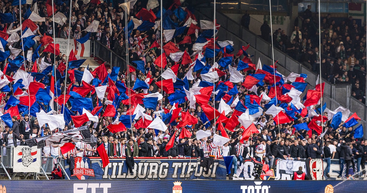 De eerste divisie is een geweldige competitie met volle stadions, mooie ...