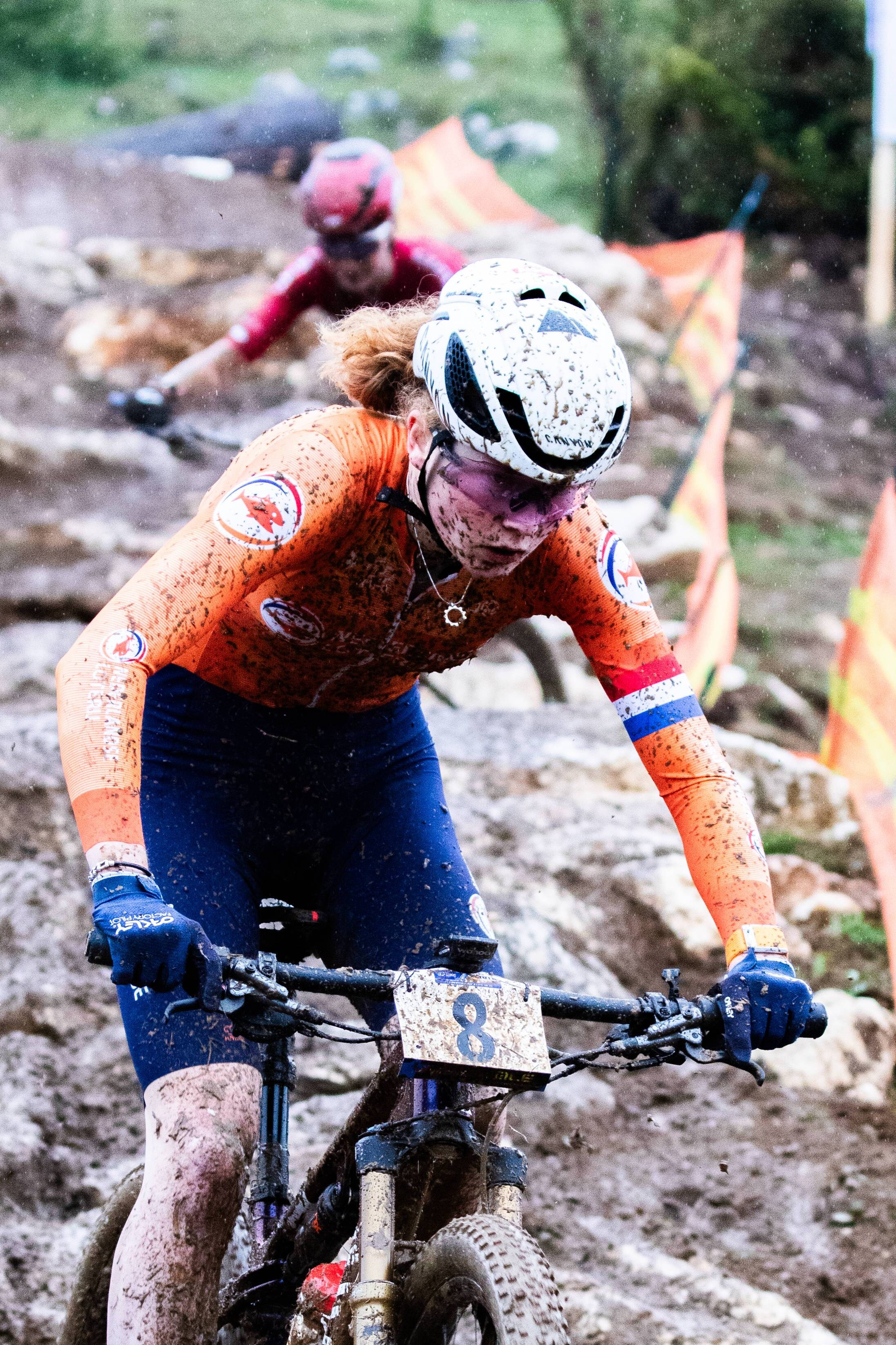 Puck Pieterse is Europees kampioen mountainbiken. Zal ze op de Olympische Spelen totaalkampioen ...