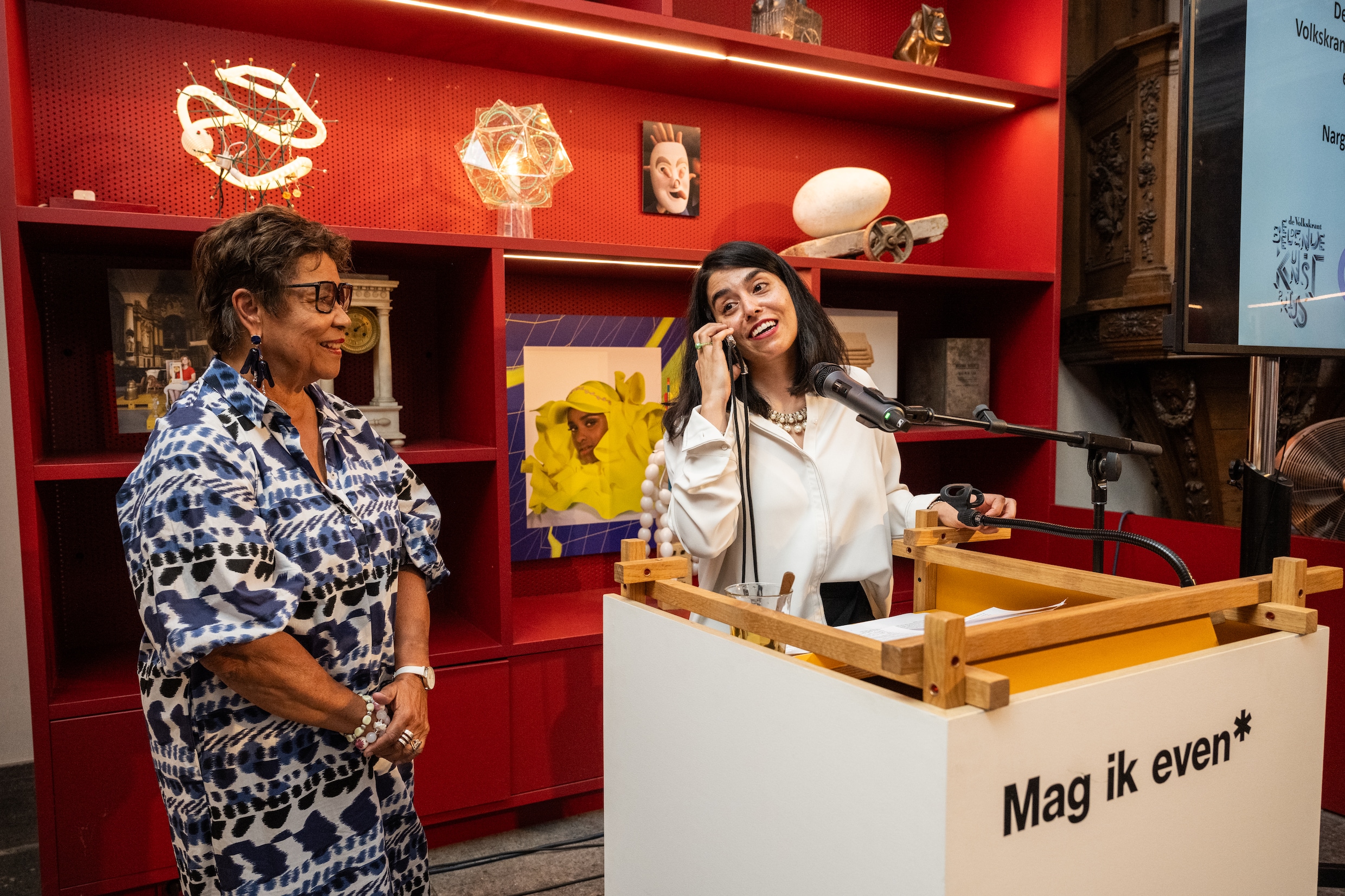 Narges Mohammadi wint Volkskrant Beeldende Kunst Prijs 2024: ‘Haar werk bevat ontroerende ...