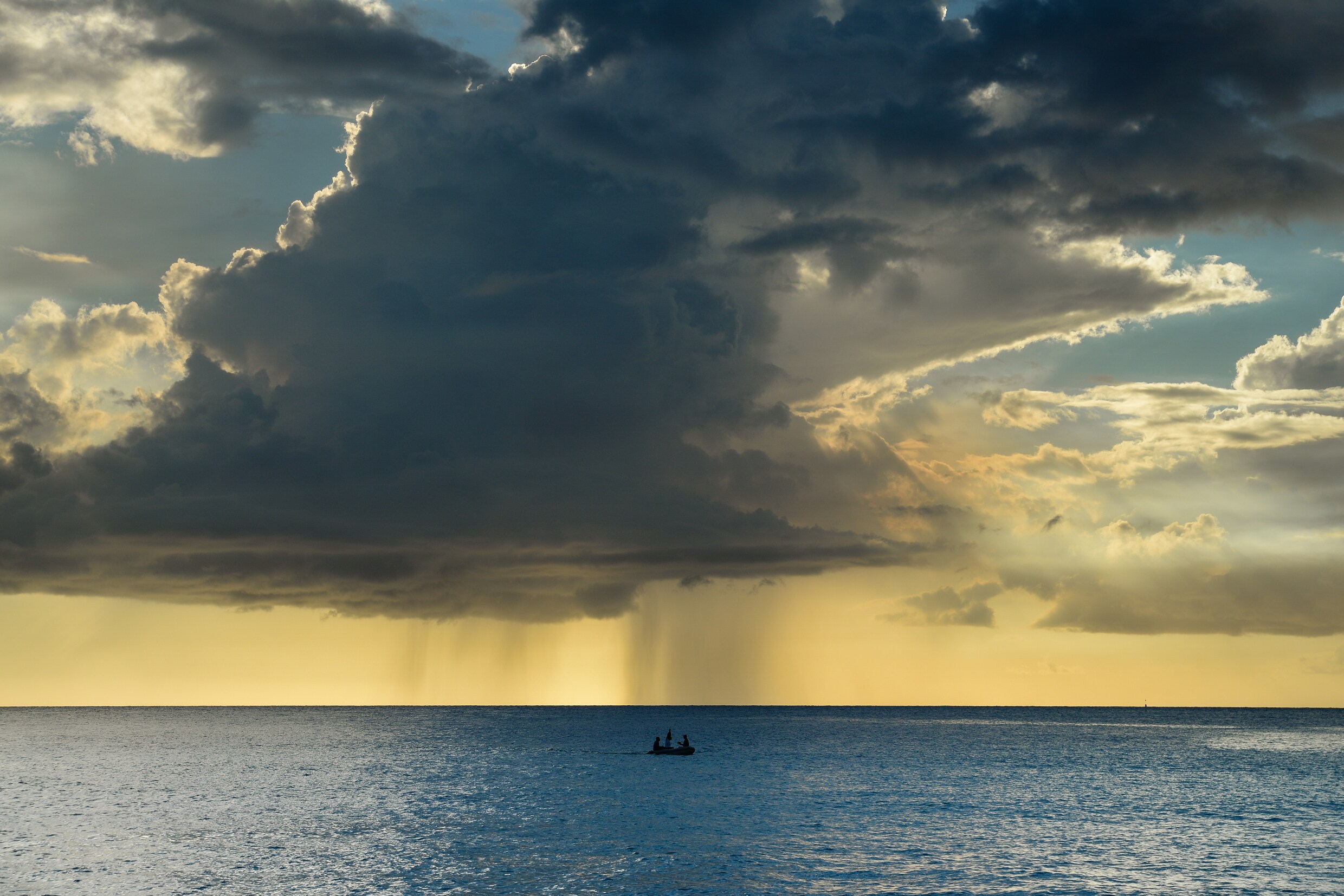 Curaçao wil met drijvende windmolens een groene energiegigant worden ...