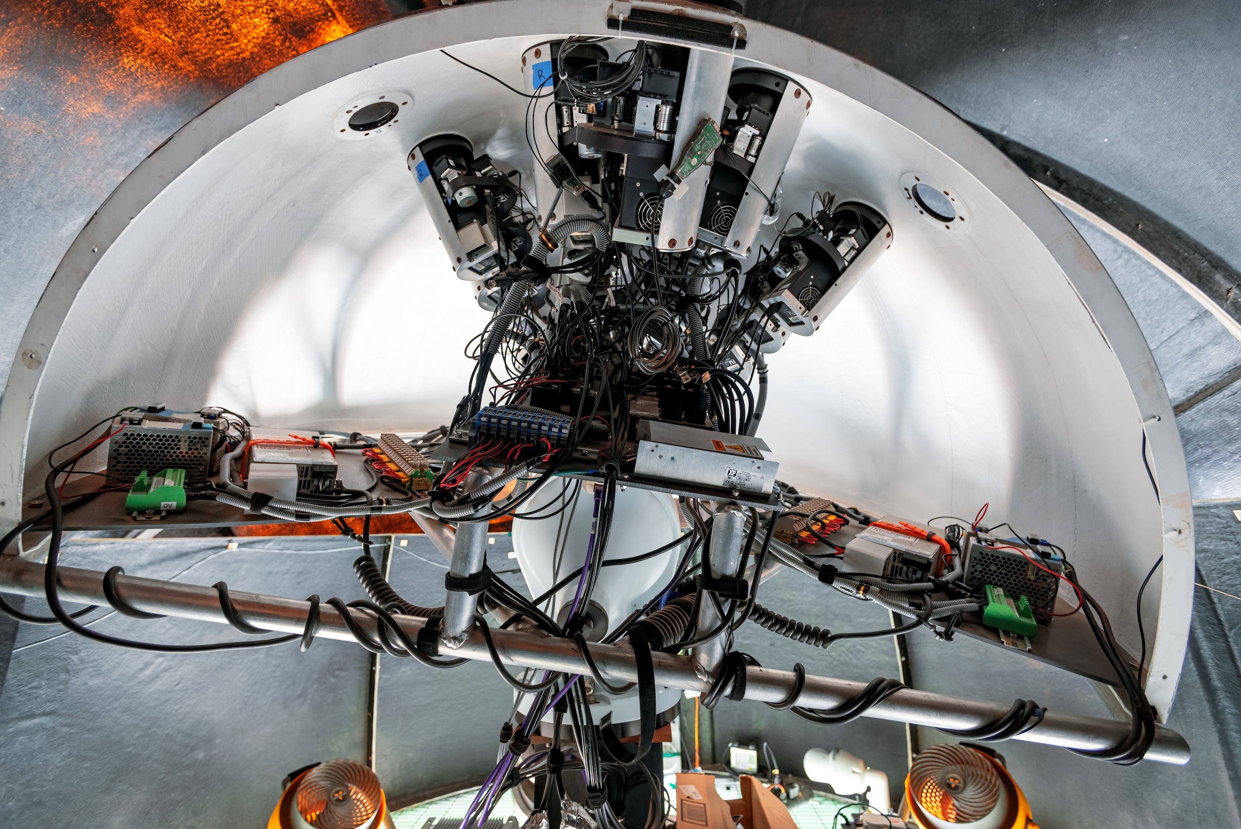 Een supertelescoop die elke uithoek van de sterrenhemel in het vizier ...