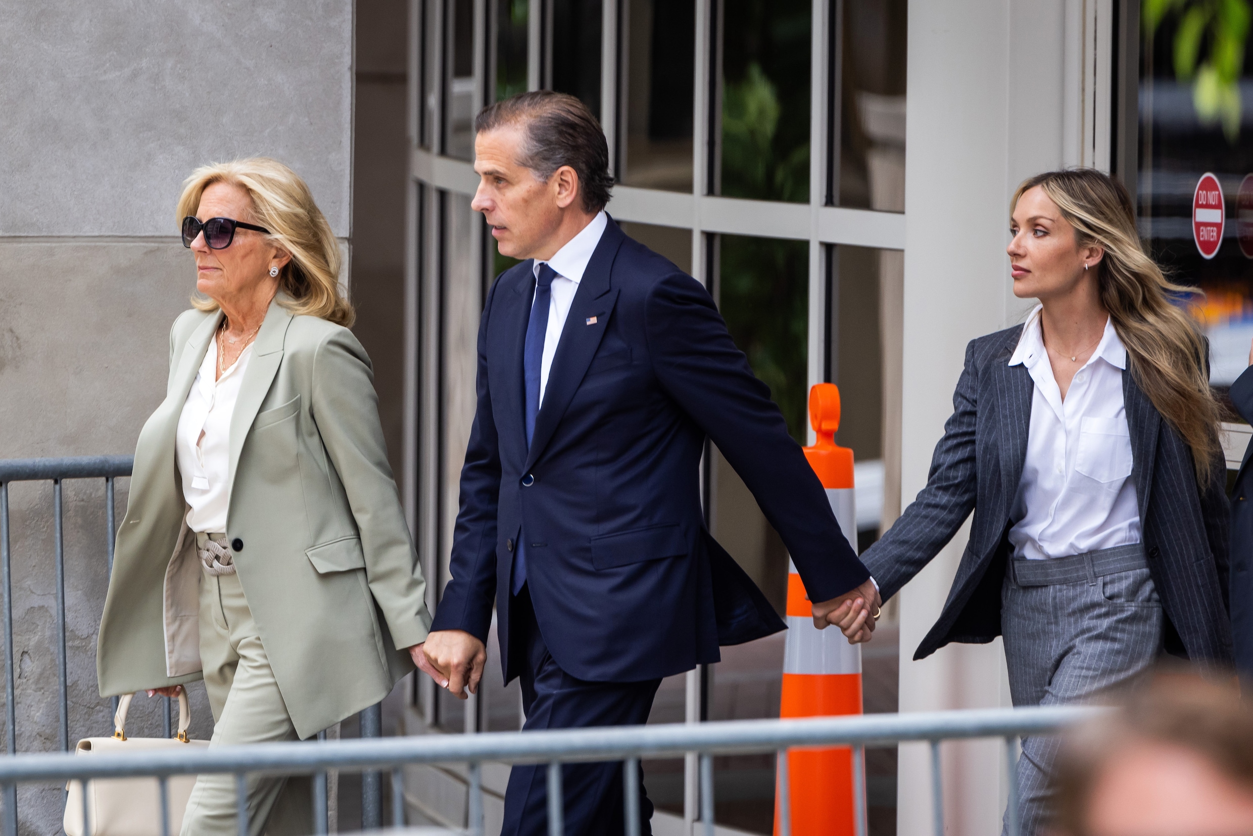 Hunter Biden schuldig bevonden aan illegaal aanschaffen van een ...