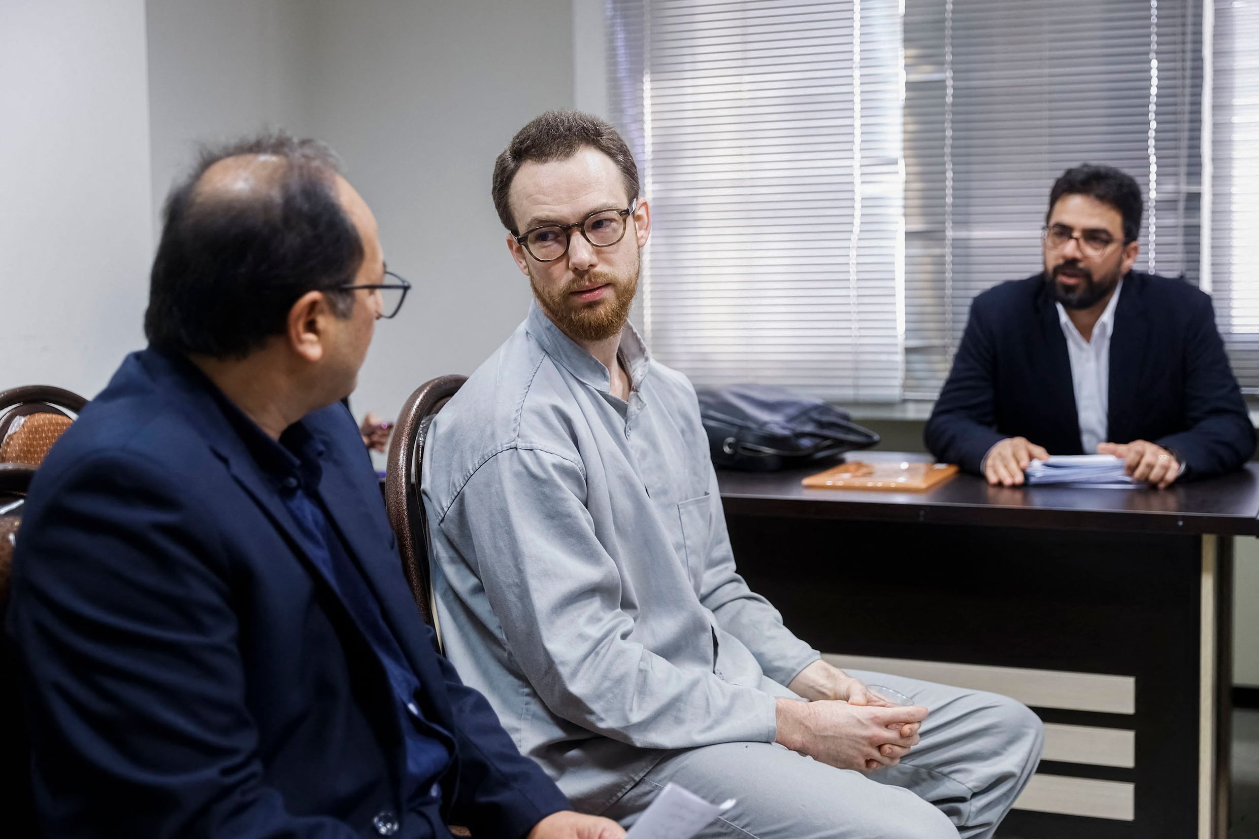 Zweedse diplomaat komt vrij uit Iran na ruil voor veroordeelde Iraniër ...