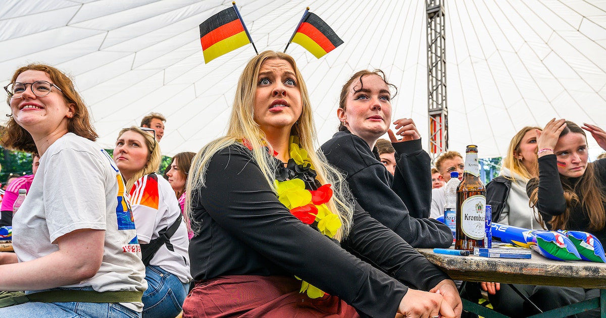 In het Oost-Duitse Maagdenburg staan ze met z’n allen achter dat mooie ...
