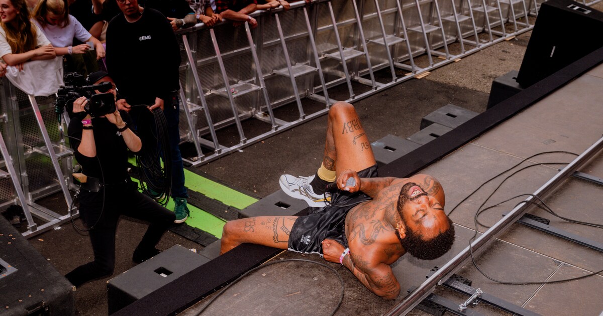 Ploegendienst zet Tivoli op z'n kop met ongekende energie | de Volkskrant