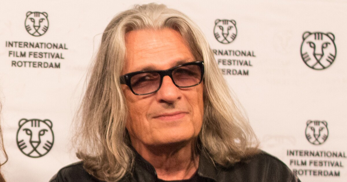 Rob Schröder (1950-2024) was een uitgesproken, kleurrijke en zeer ...