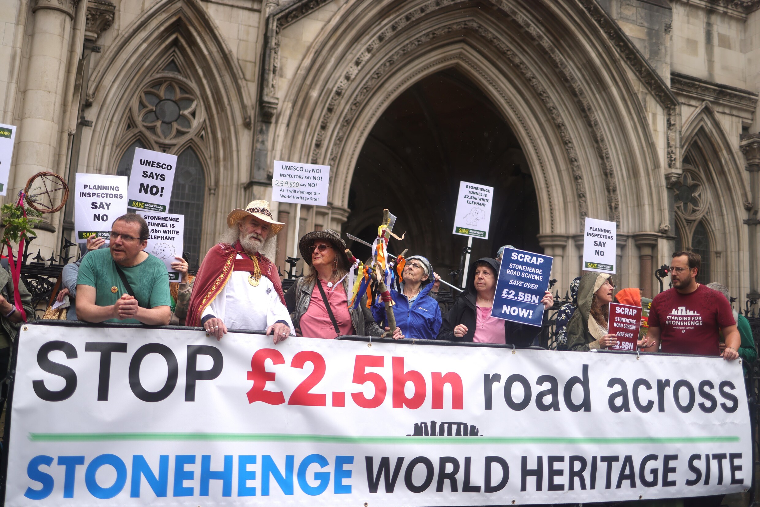 Werelderfgoedcomité bijeen: Stonehenge bedreigd, en ook zorgen over ...