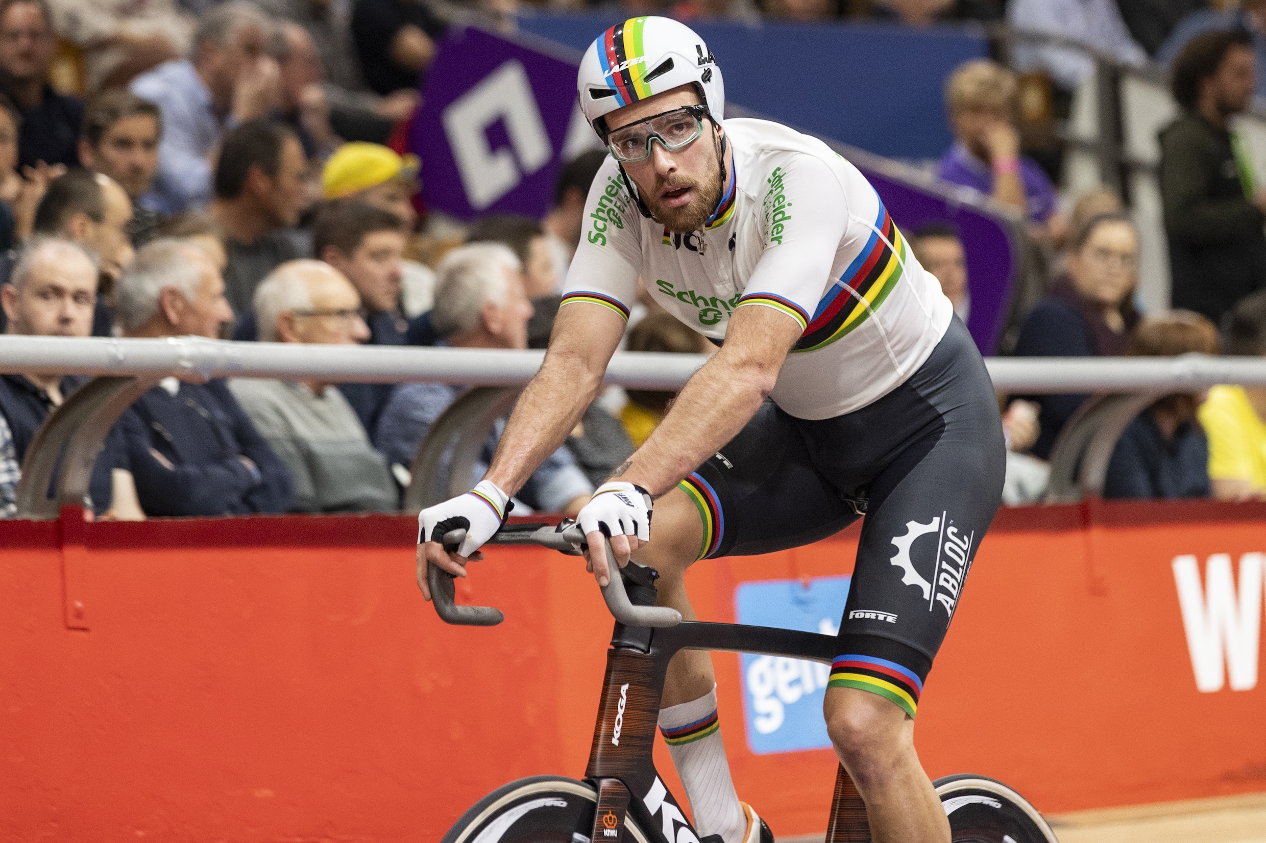 Baanwielrenner Jan-Willem van Schip over de aandoening die zijn leven ...