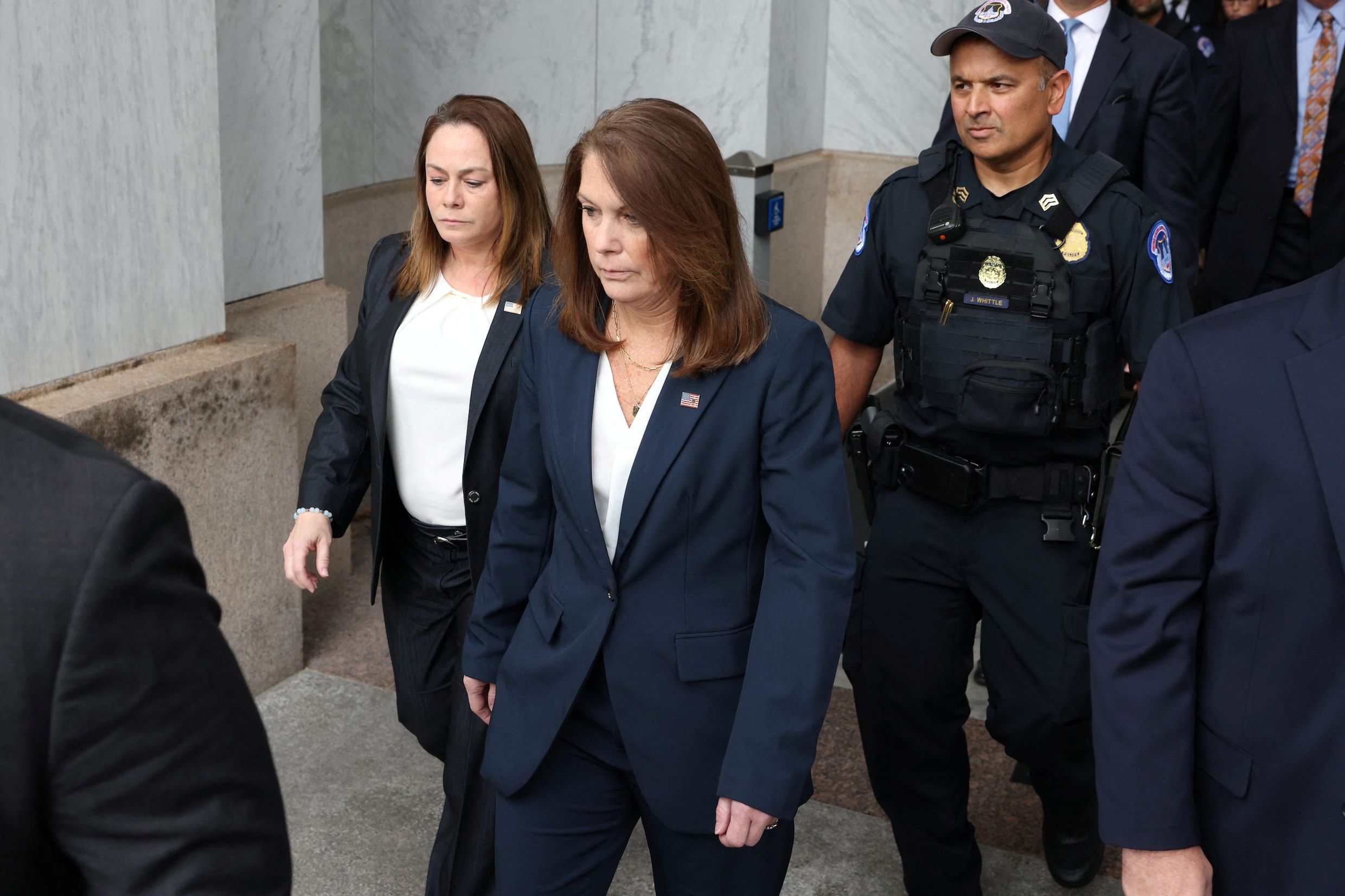 Hoofd Secret Service stapt op na felle kritiek op falen ...