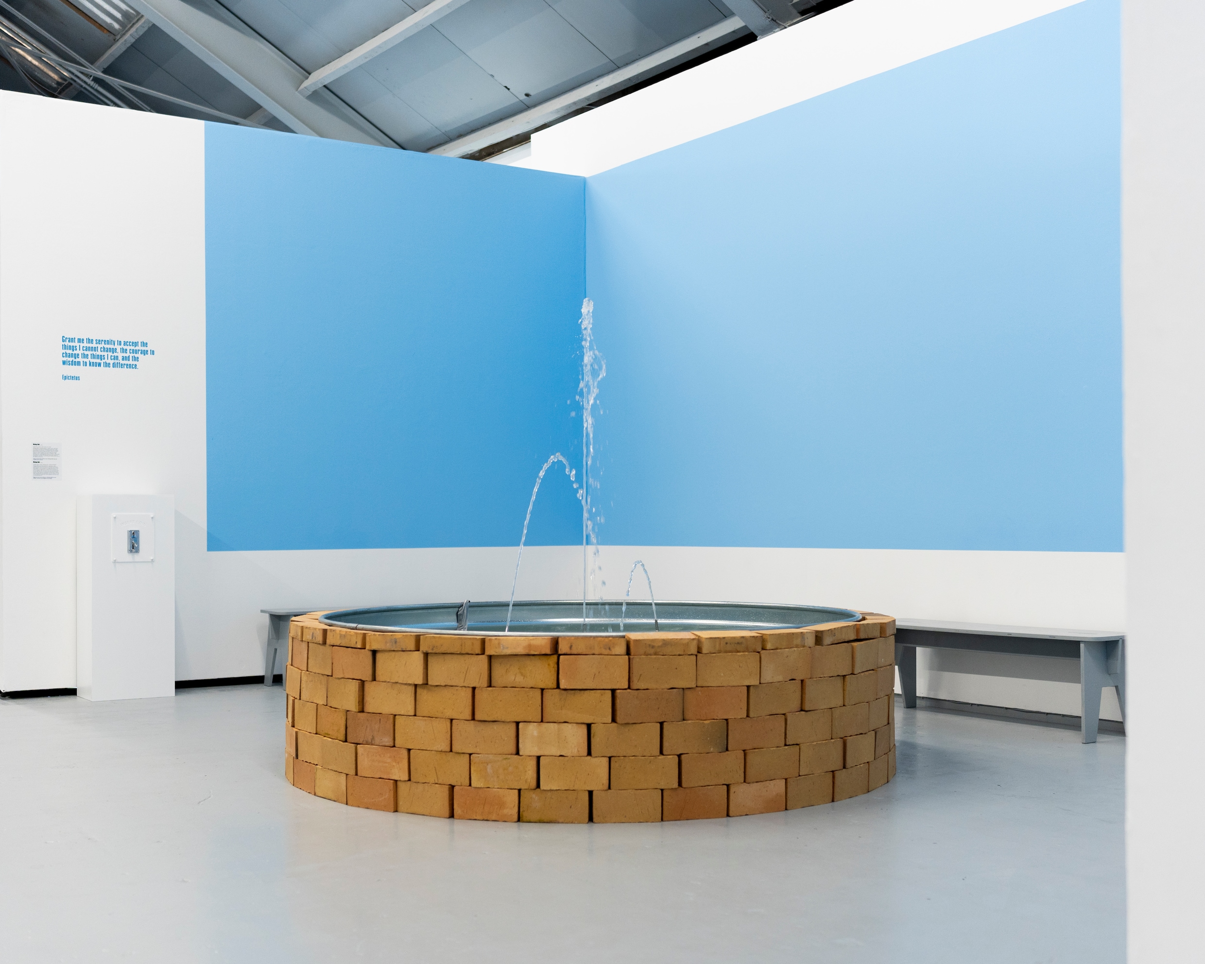 Kunstwerken bekijken? In de tentoonstelling van Thordur Hans Baldursson ...