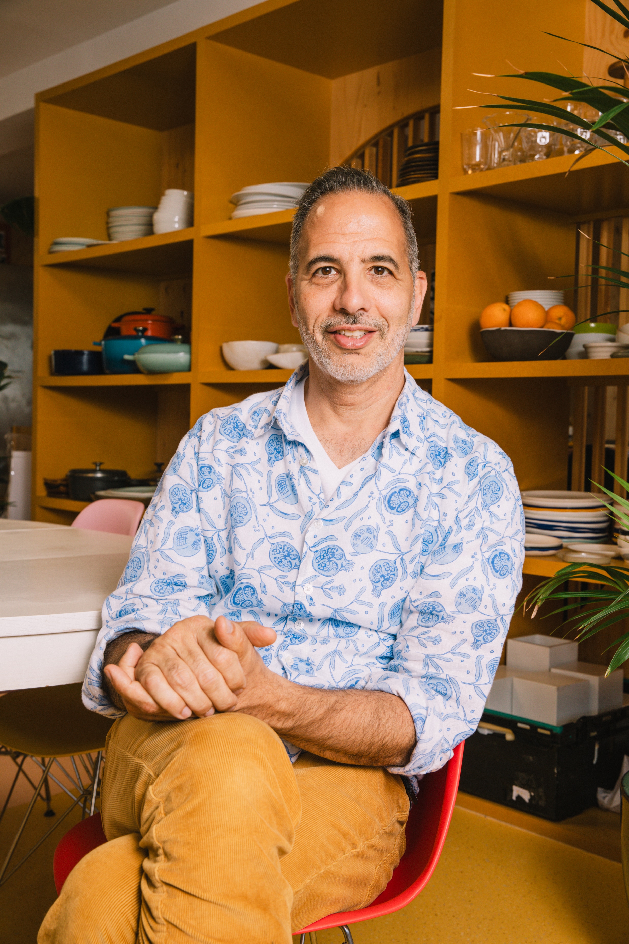 Chef-kok Yotam Ottolenghi opent restaurant in Amsterdam, waar hij ...