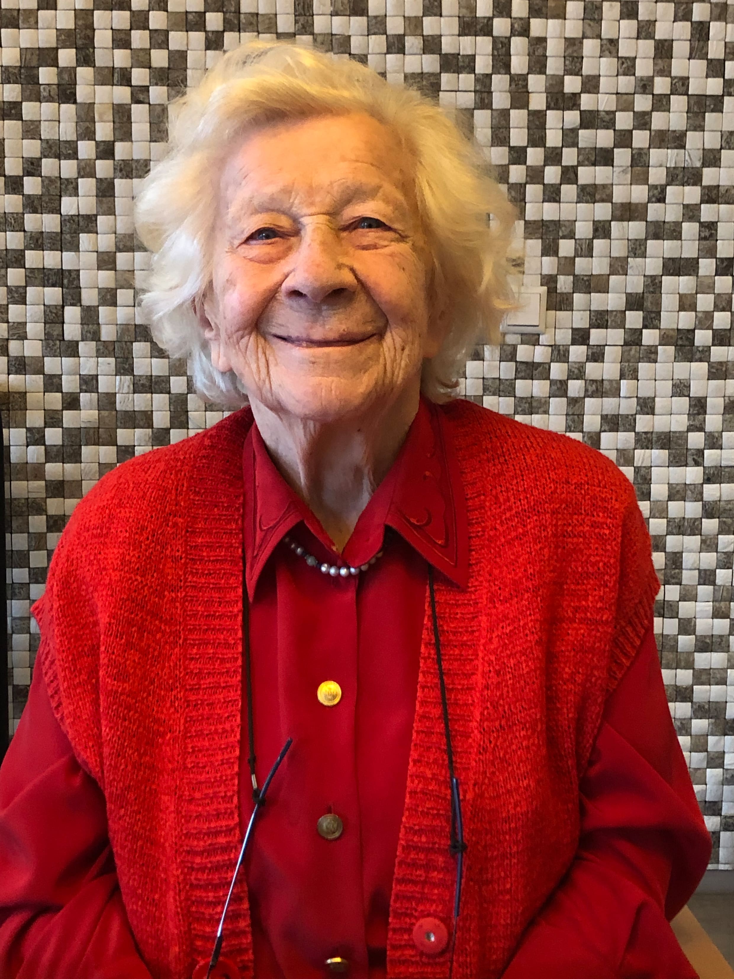 Humanistisch geestelijk raadsvrouw Grietje Santing ging door het vuur ...