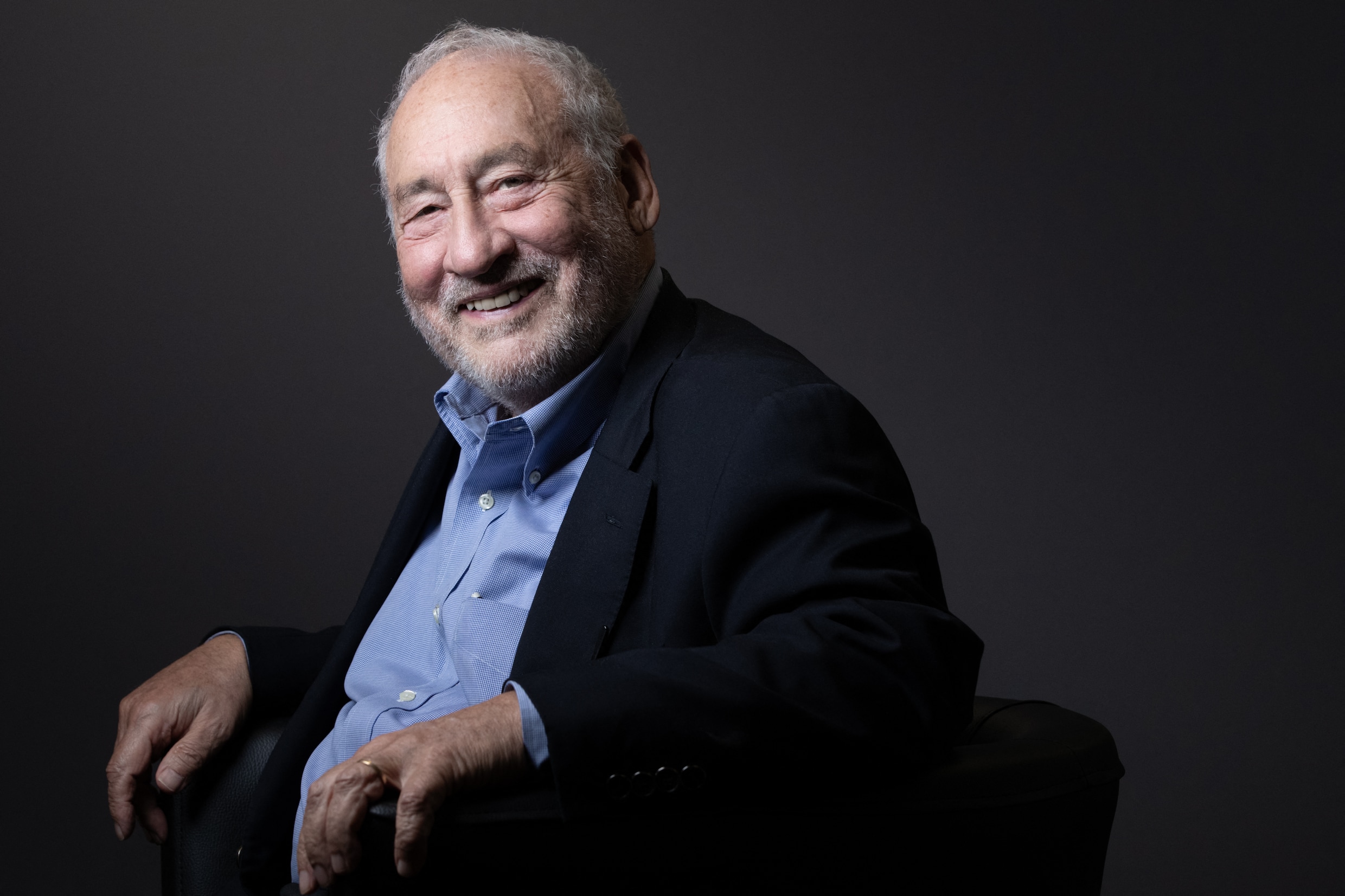 Nobelprijswinnaar Joseph Stiglitz houdt een bevlogen pleidooi voor ...