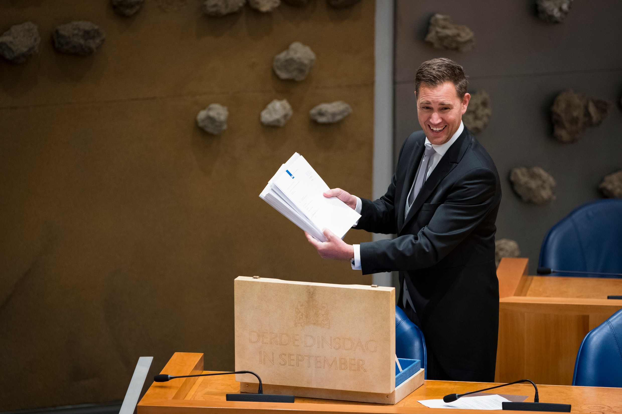 Live Prinsjesdag: Werkgeversorganisaties zien plussen en minnen in ...