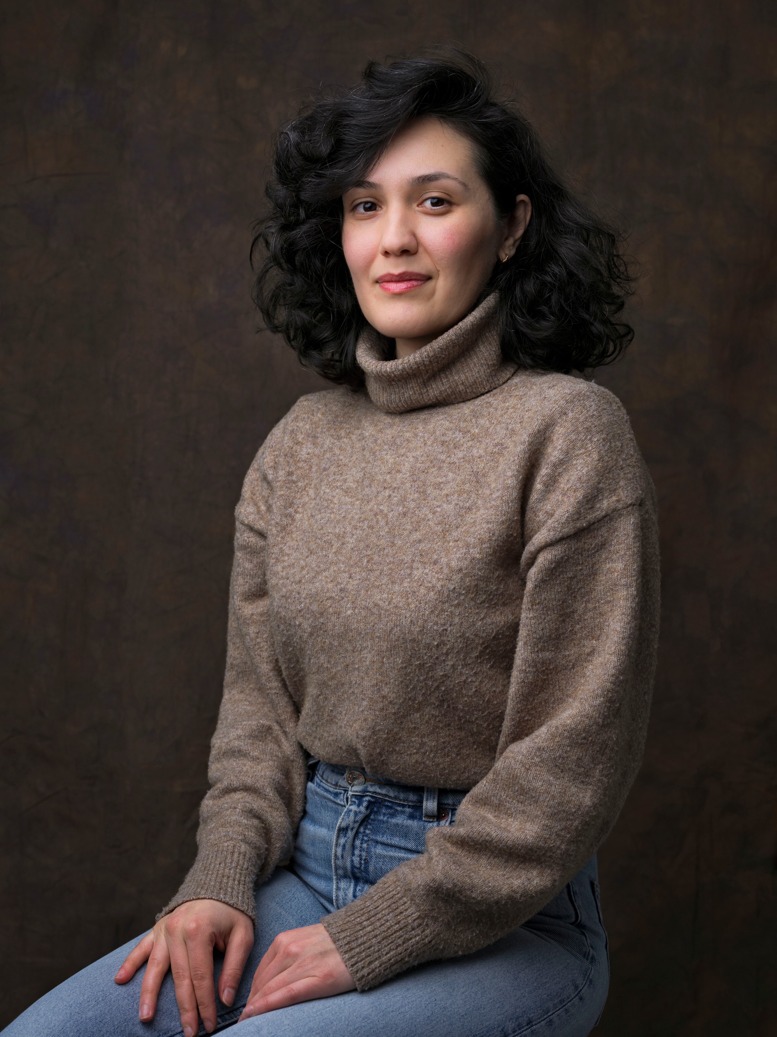 Çiğdem Yüksel verzamelde foto’s van de eerste generatie vrouwen uit ...