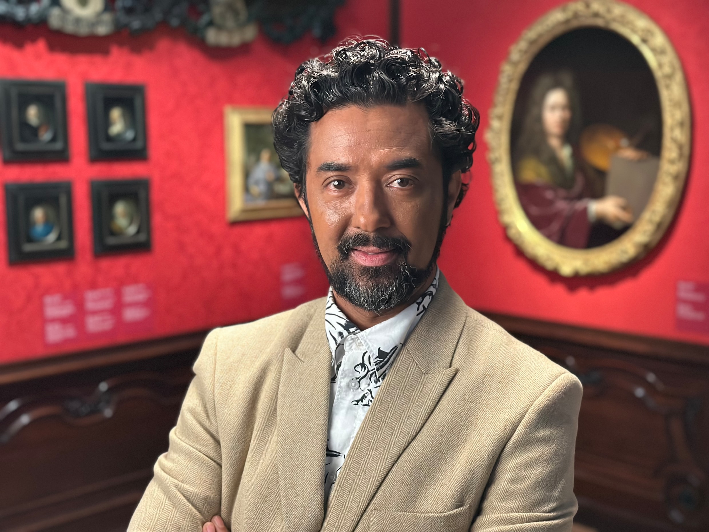 Daar staat ze: een zwarte vrouw, tussen alle witte figuren, op een doek uit 1657 | de Volkskrant