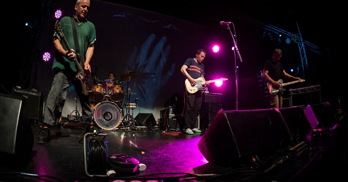 The Ex is terug op de podia en pulseert, schuurt, zaagt, hort, stoot ...