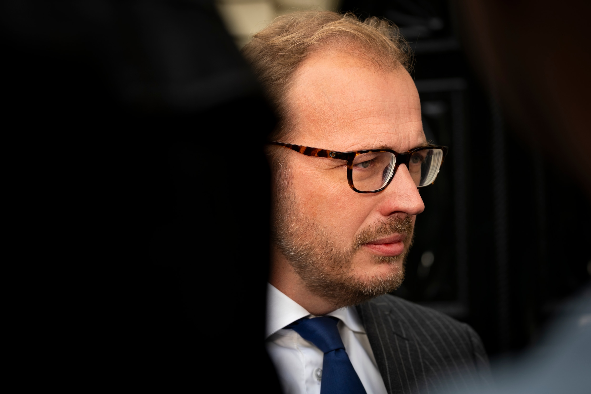 Is dit een gecreëerde crisis of een échte, vraagt de voorzitter van de ...