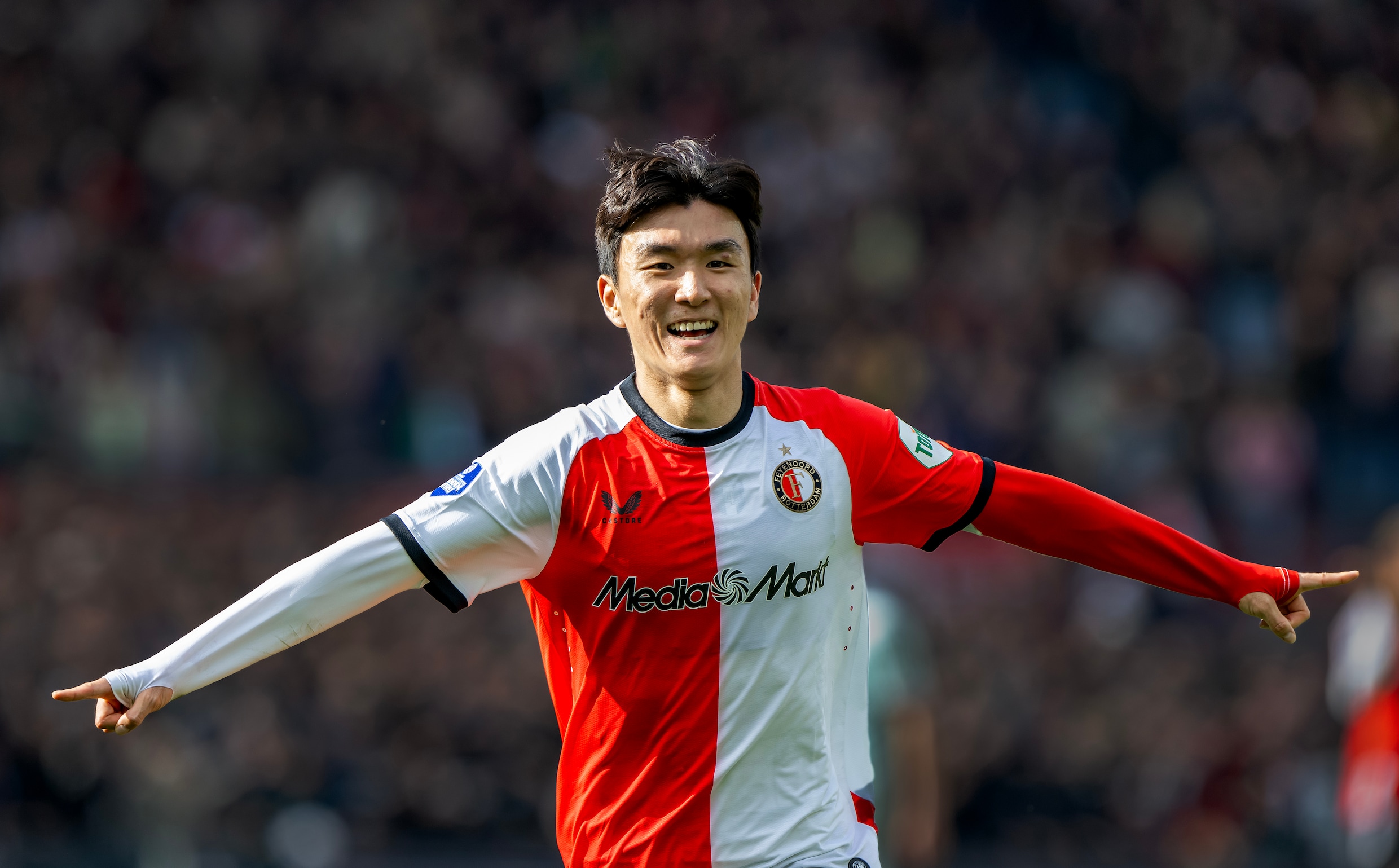 ‘Boemie’ Hwang is bij Feyenoord in korte tijd uitgegroeid tot ...