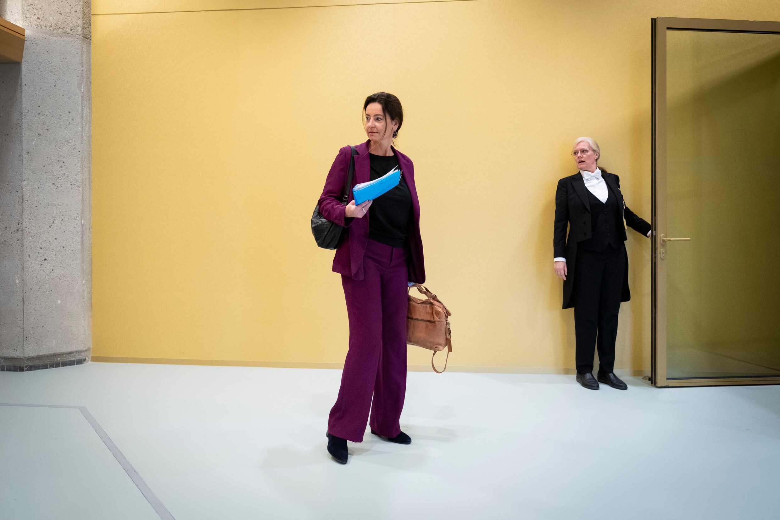 Openbare agenda’s van bewindslieden geven te weinig inzicht in hun lobbywerk | de Volkskrant