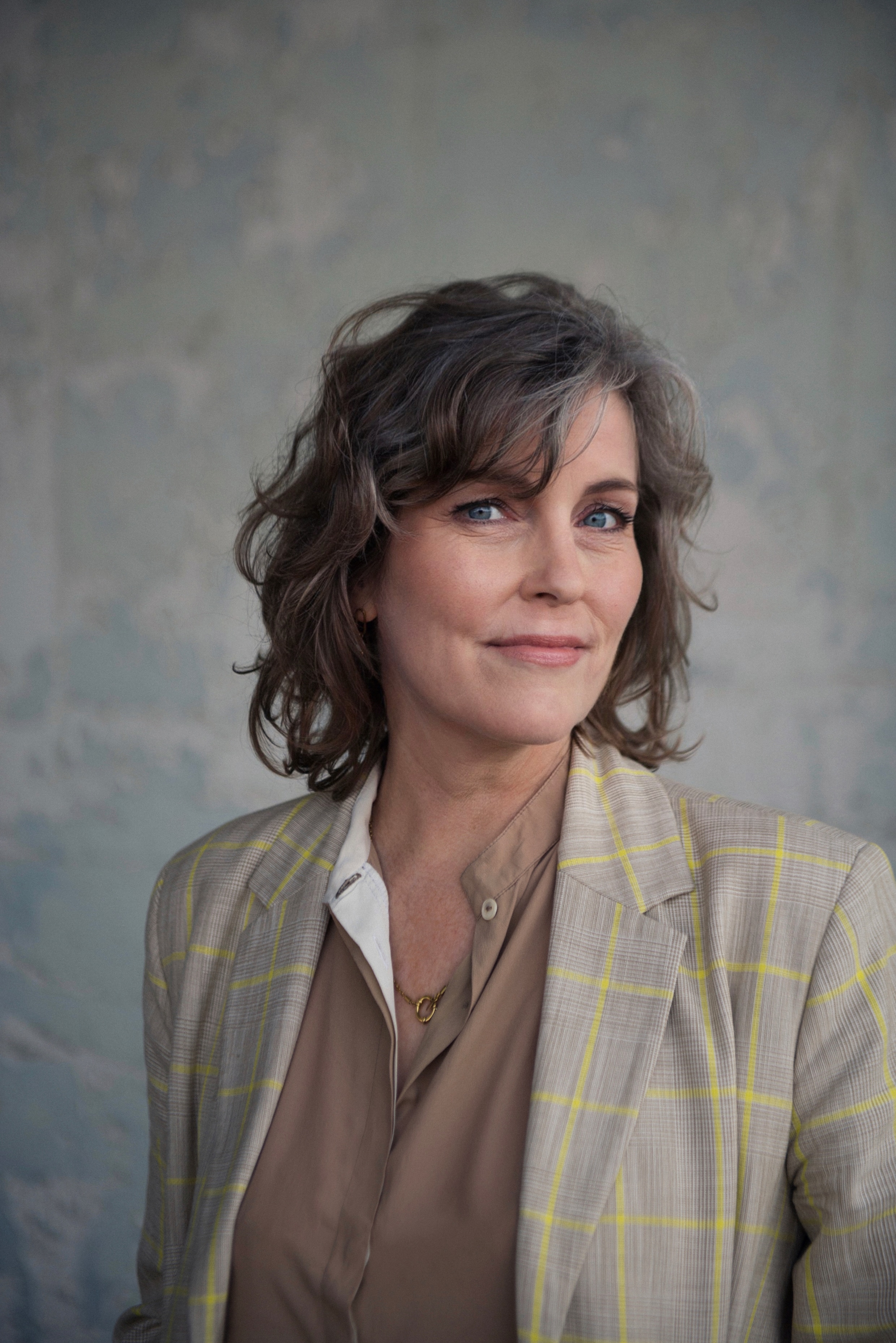 Na ‘Luister’ heeft Sacha Bronwasser opnieuw een prachtboek geschreven ...