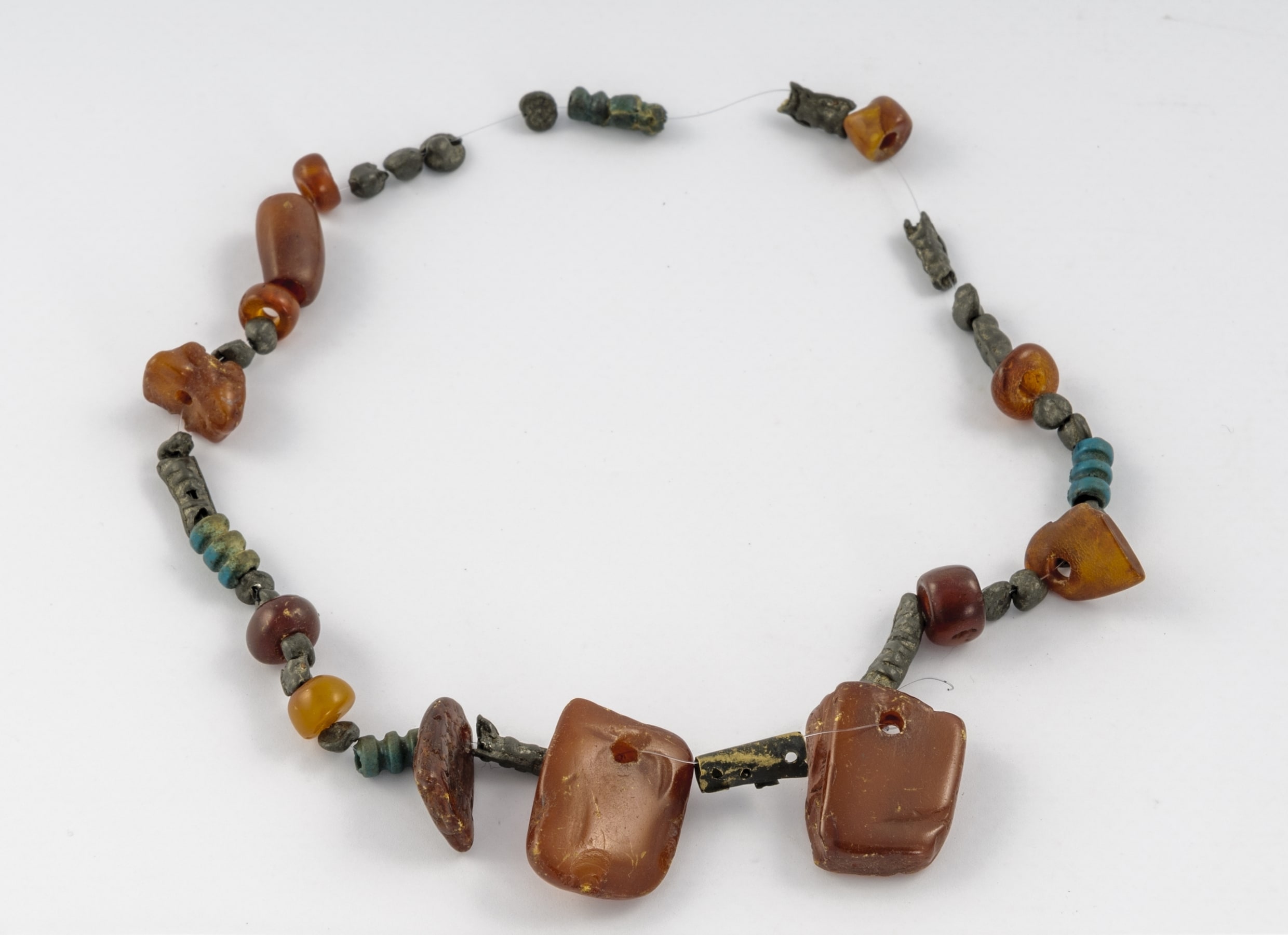 ‘Nederlandse’ topstukken uit de bronstijd. Waar kwam het brons vandaan ...