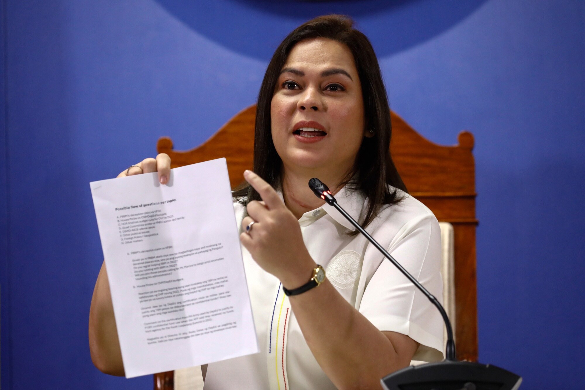 Vete tussen president en vicepresident Filipijnen escaleert: ‘Ik graaf ...