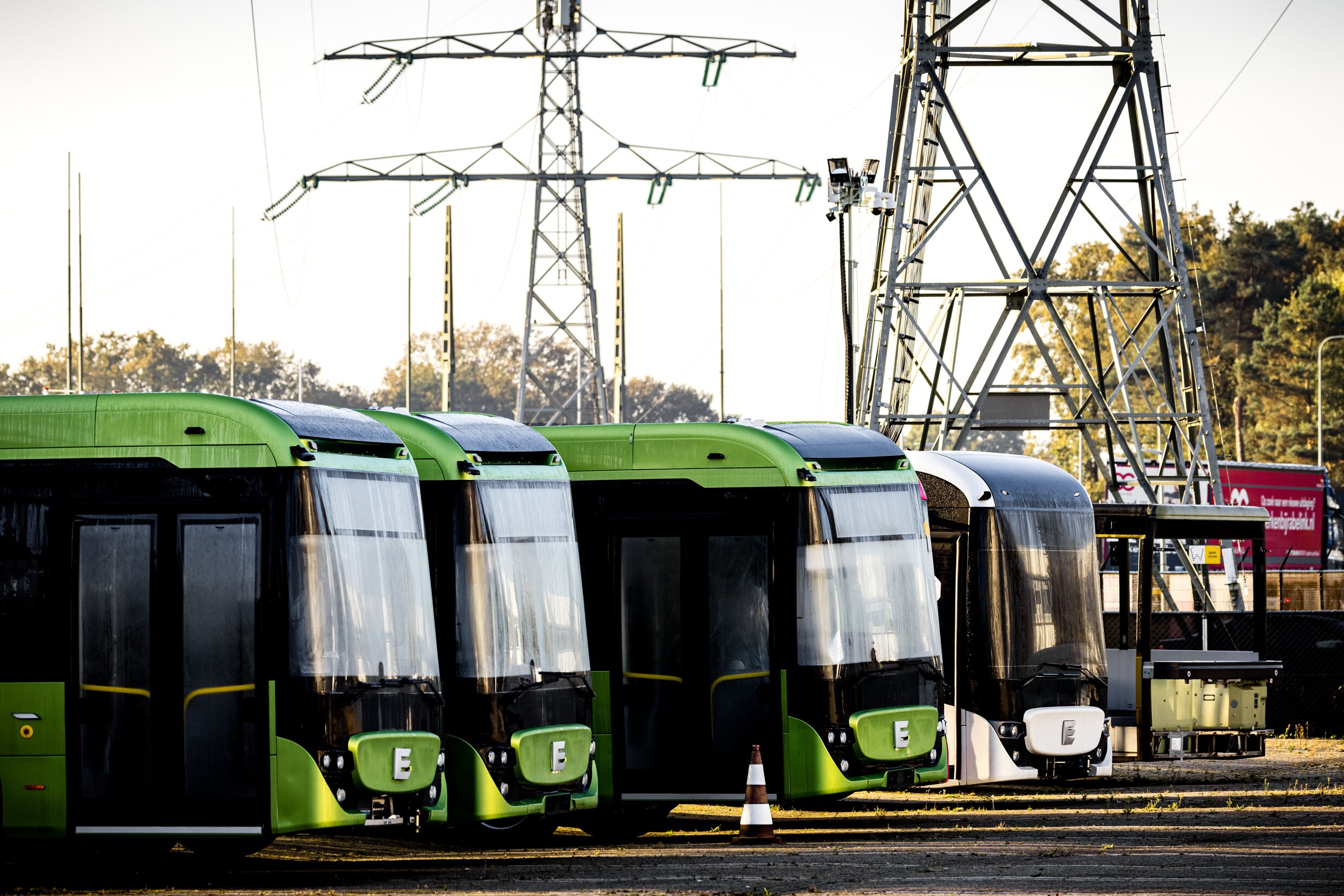 Ebusco, noodlijdend fabrikant van elektrische bussen, haalt nieuw ...