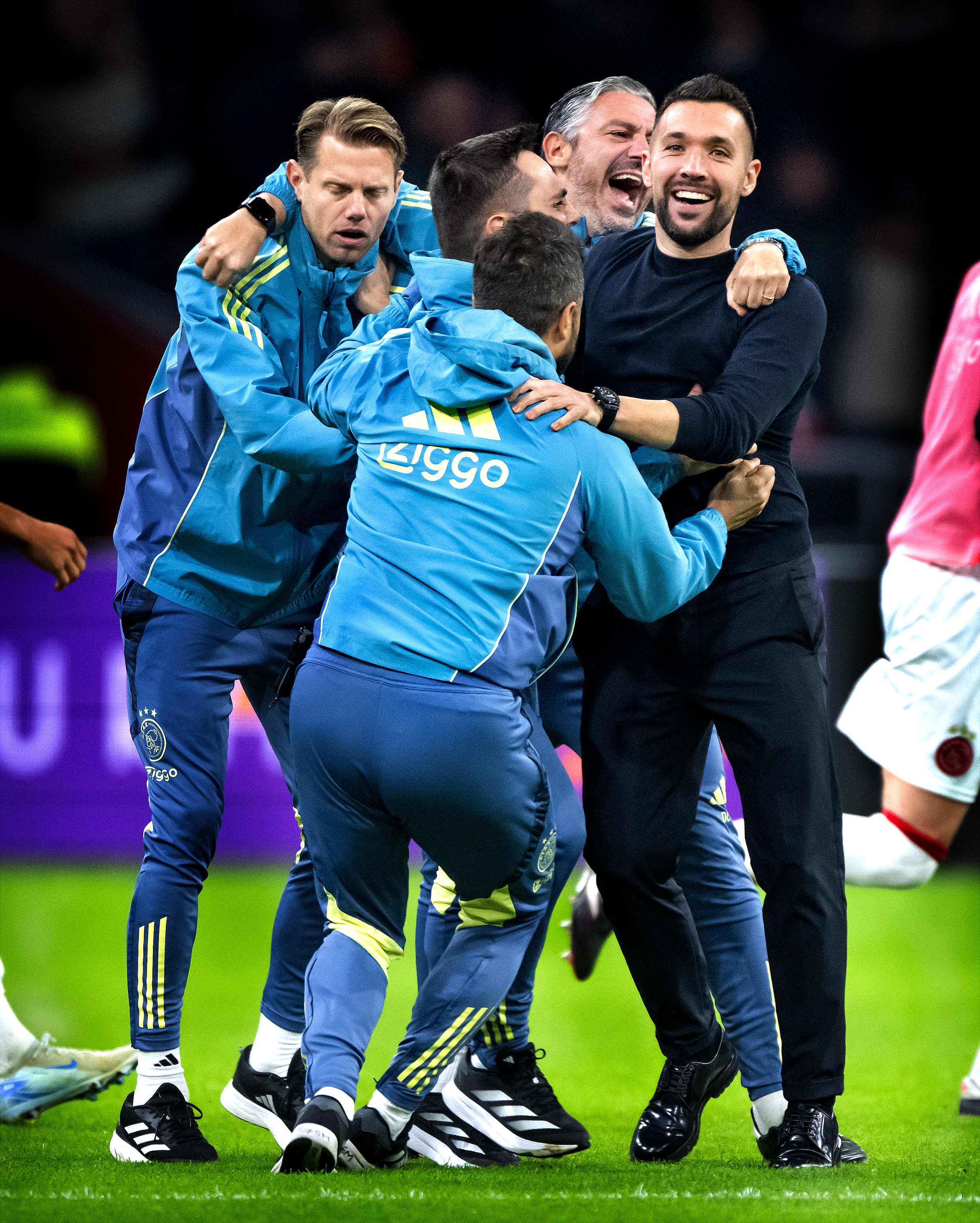Ajax kampioen? Kan. Maar trainer Farioli predikt nederigheid | de Volkskrant