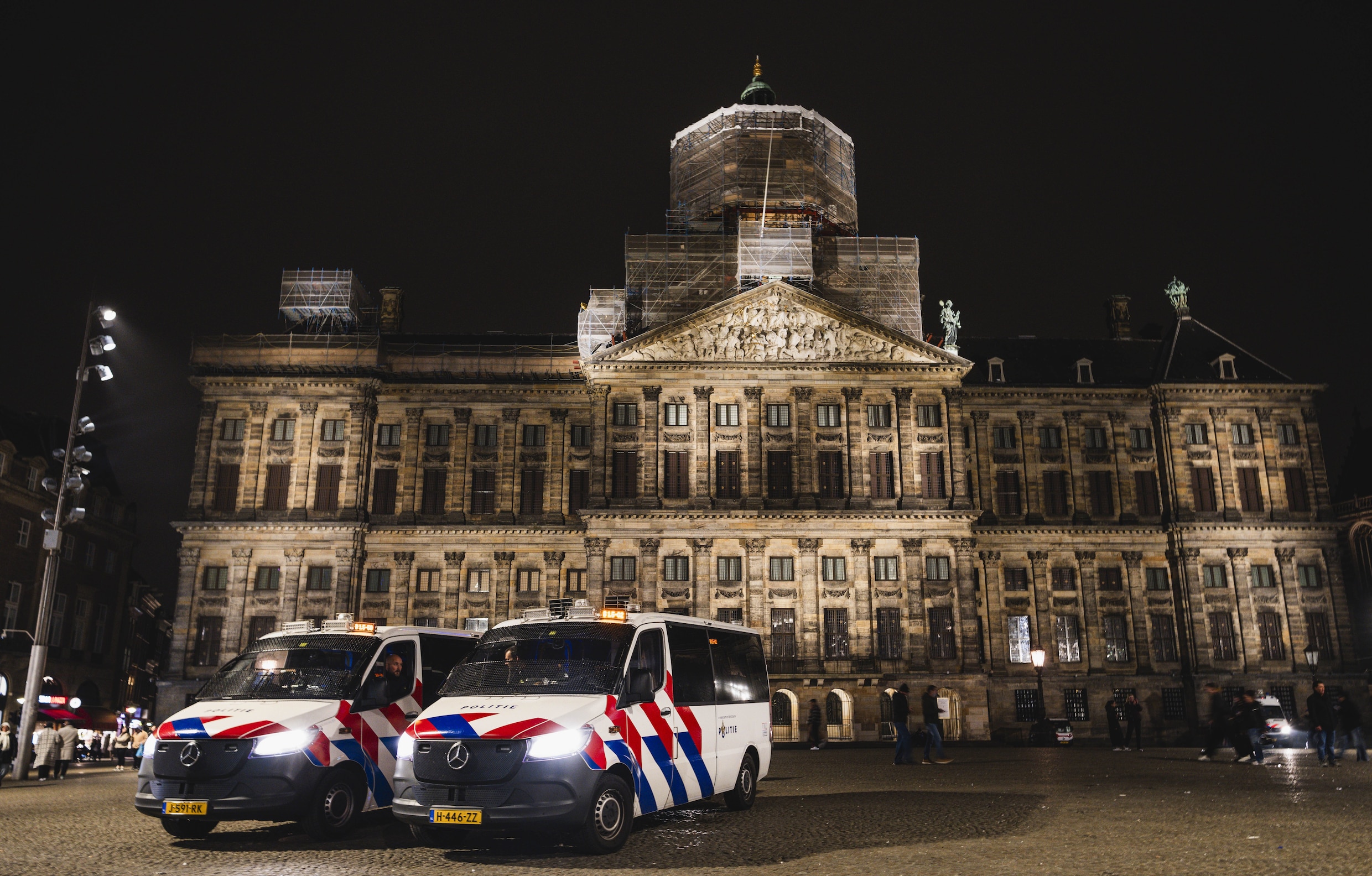 Live rellen Amsterdam: Kabinet herhaalt: geen informatie gekregen van ...
