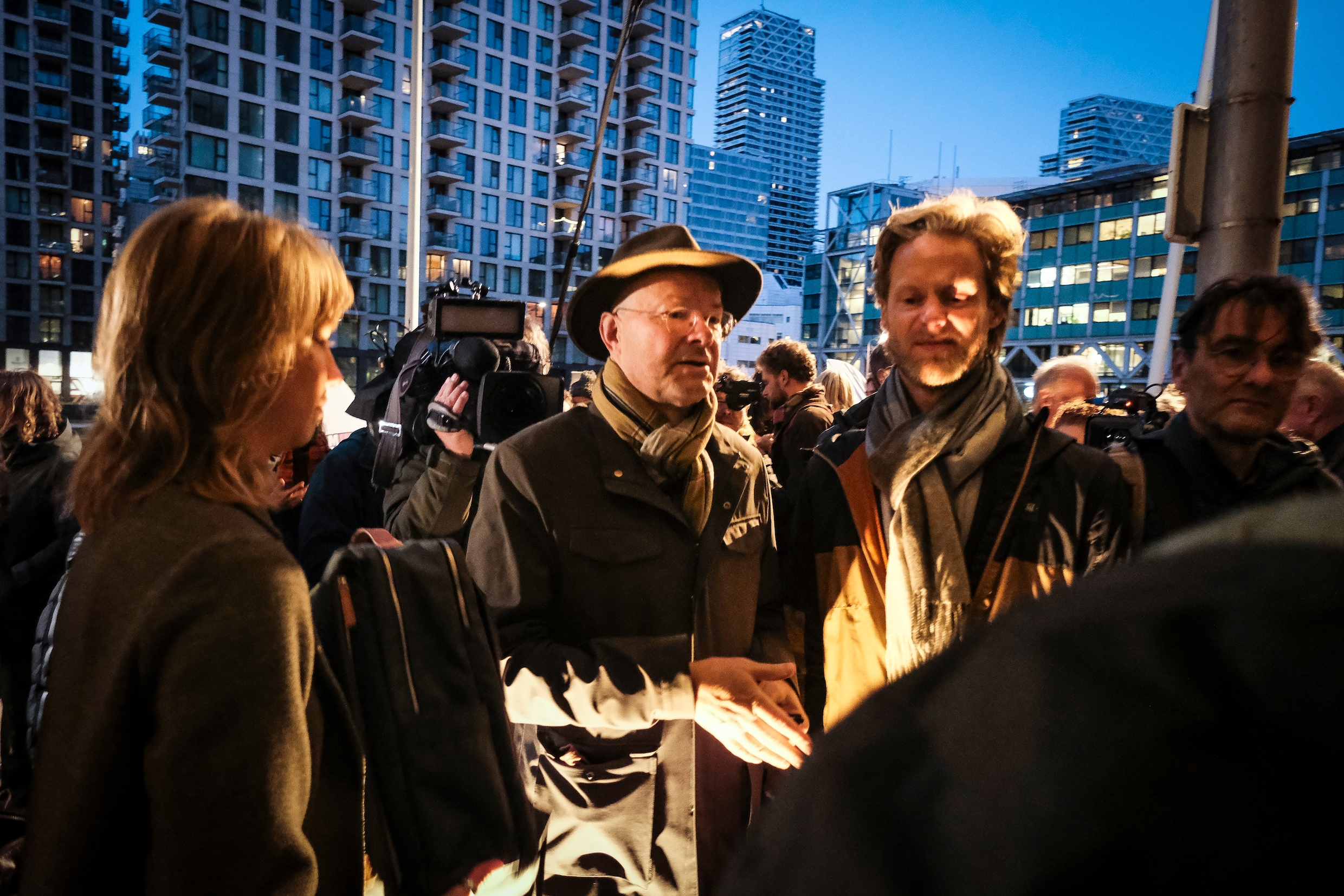 Hof vernietigt vonnis in de zaak Milieudefensie tegen Shell | de Volkskrant