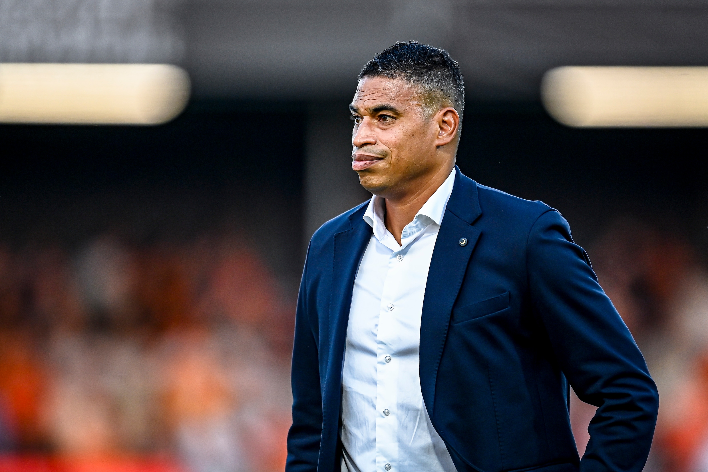 Empathie is een kernwaarde voor Michael Reiziger, trainer van Jong ...