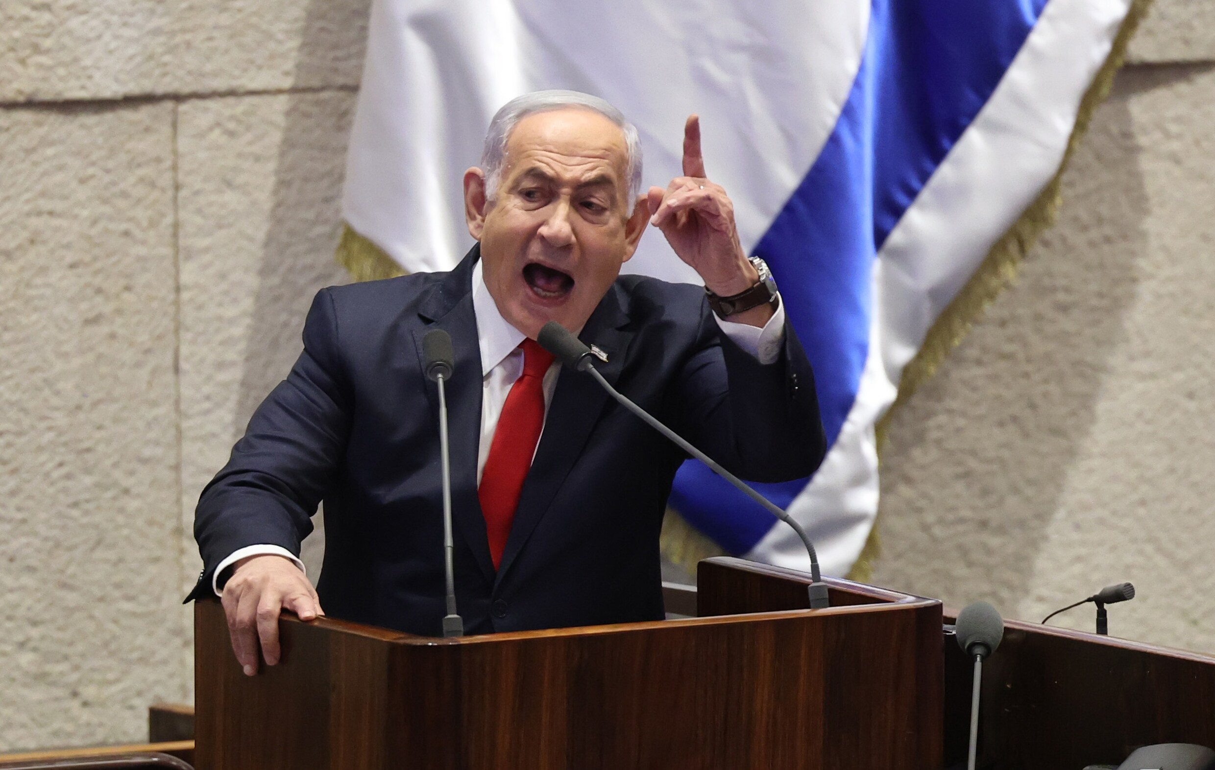Bij gebrek aan resultaat uit onderhandelingen biedt Netanyahu 4,7 ...
