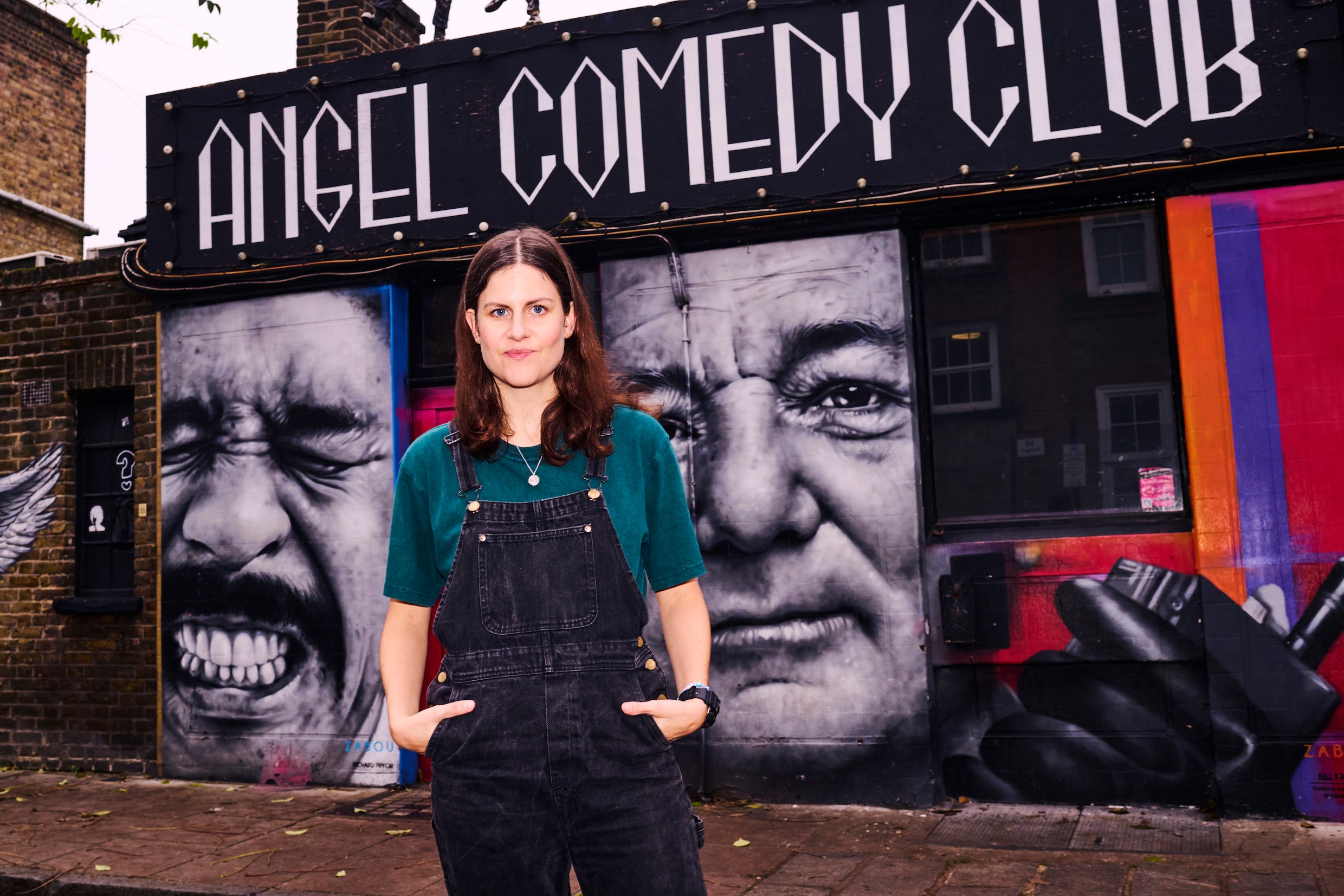 Hoe Micky Overman uit Almere de Londense comedyscene veroverde: ‘Comedy ...