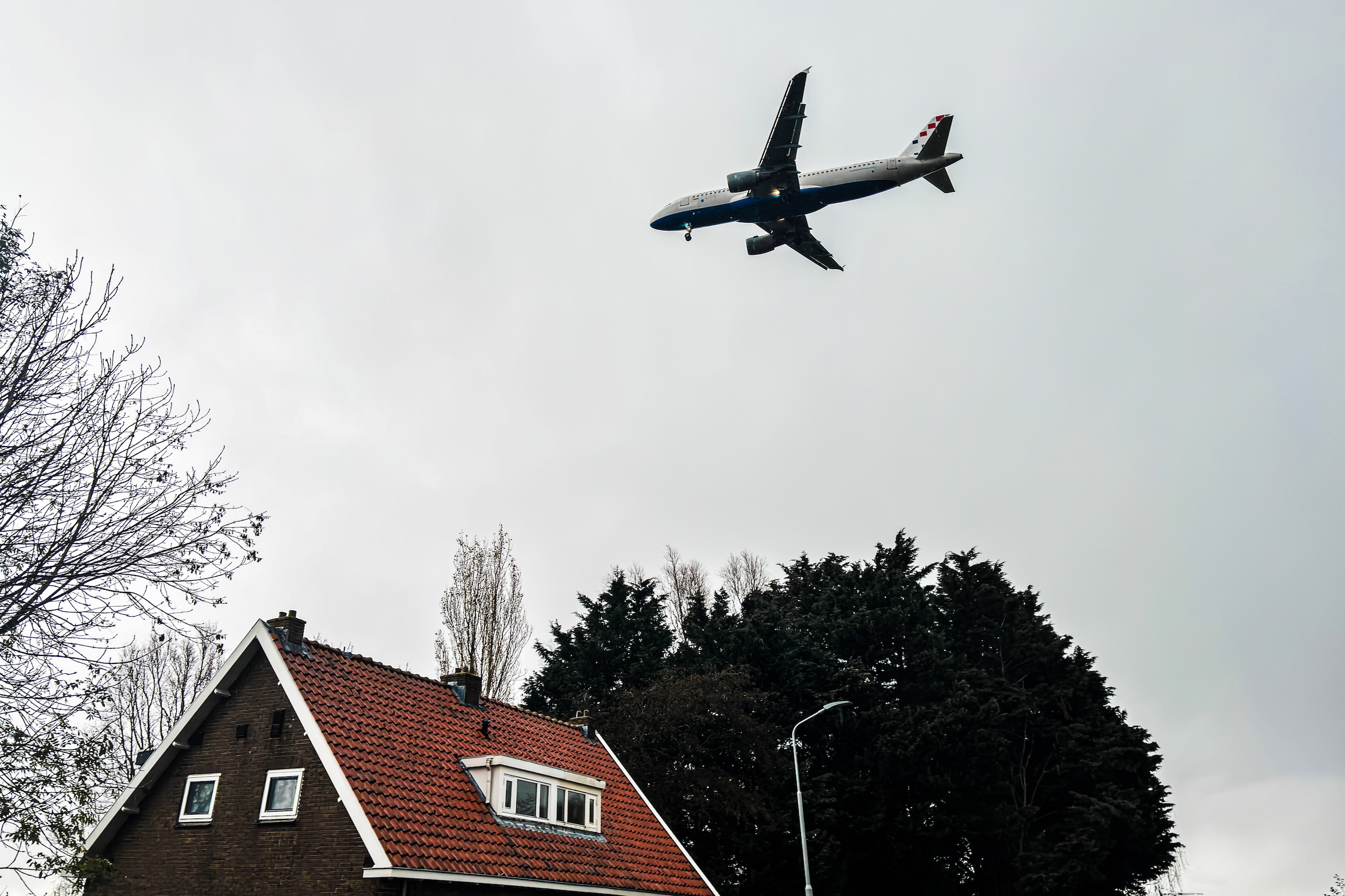 Kabinet ziet af van vierde aanvliegroute Schiphol | de Volkskrant