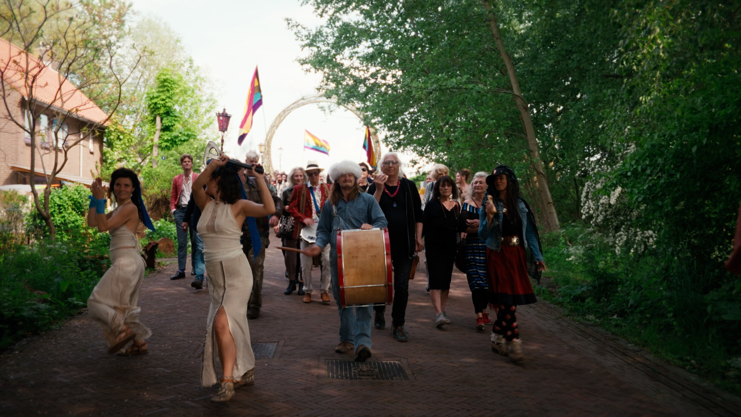Hoeveel ruimte is er nog voor de paradijsvogels in een steeds dichter ...