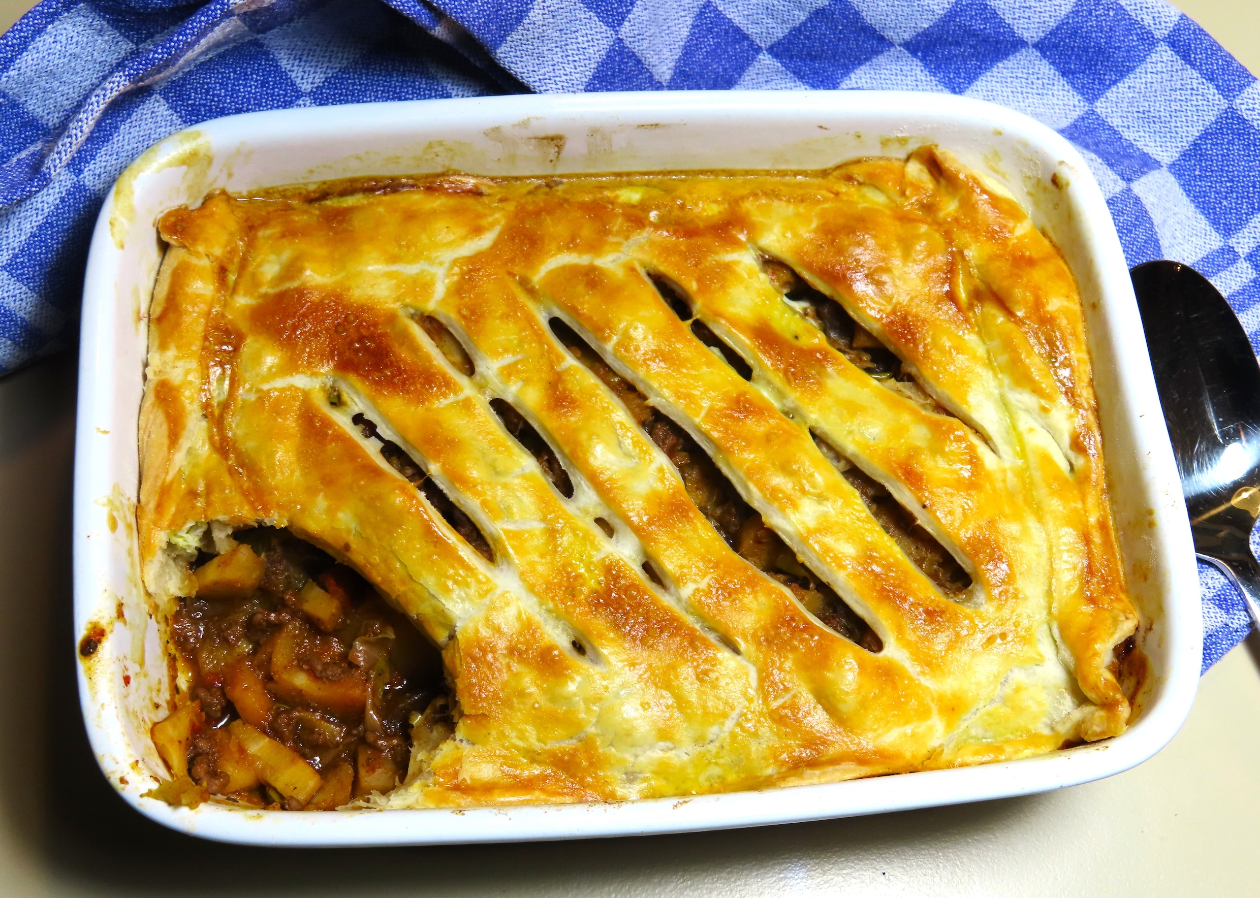 De Volkskeuken: Engelse pie met pastinaak | de Volkskrant