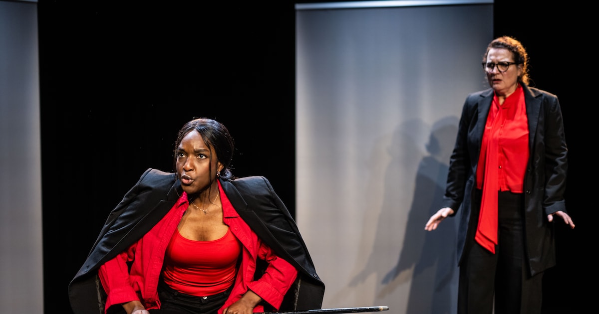 Sobere maar knetterende versie van ‘Antigone’ geeft een scherp inzicht ...