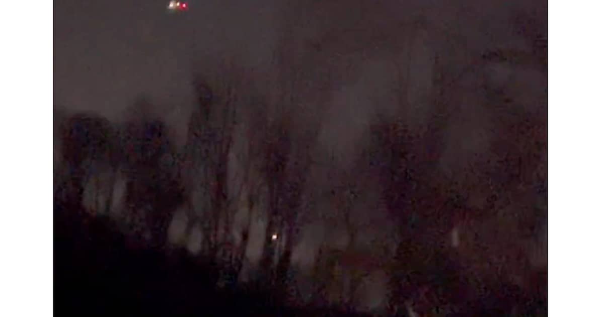 De FBI, het Pentagon; inmiddels onderzoekt iederéén de mysterieuze drones boven New Jersey | de ...